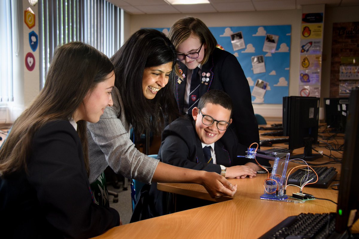 The Wordsley School – Believe Achieve Inspire