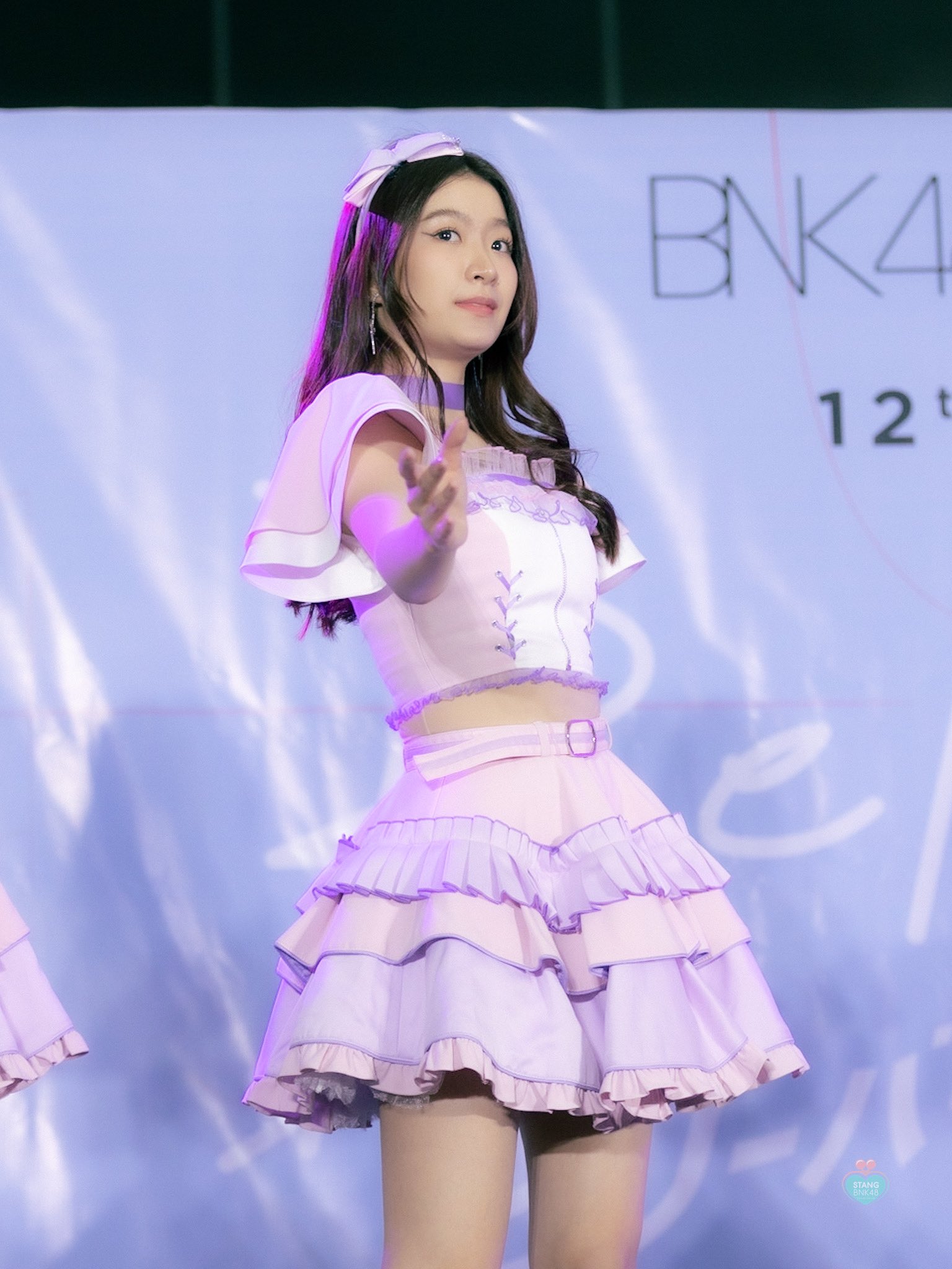 Stang BNK48 TH FC on Twitter: "ฝนตกเวลาไหนก็ไม่สำคัญ เพราะตอนนี้ฉันรักเธอ😊😘💕 #BNK48 #StangBNK48 ...