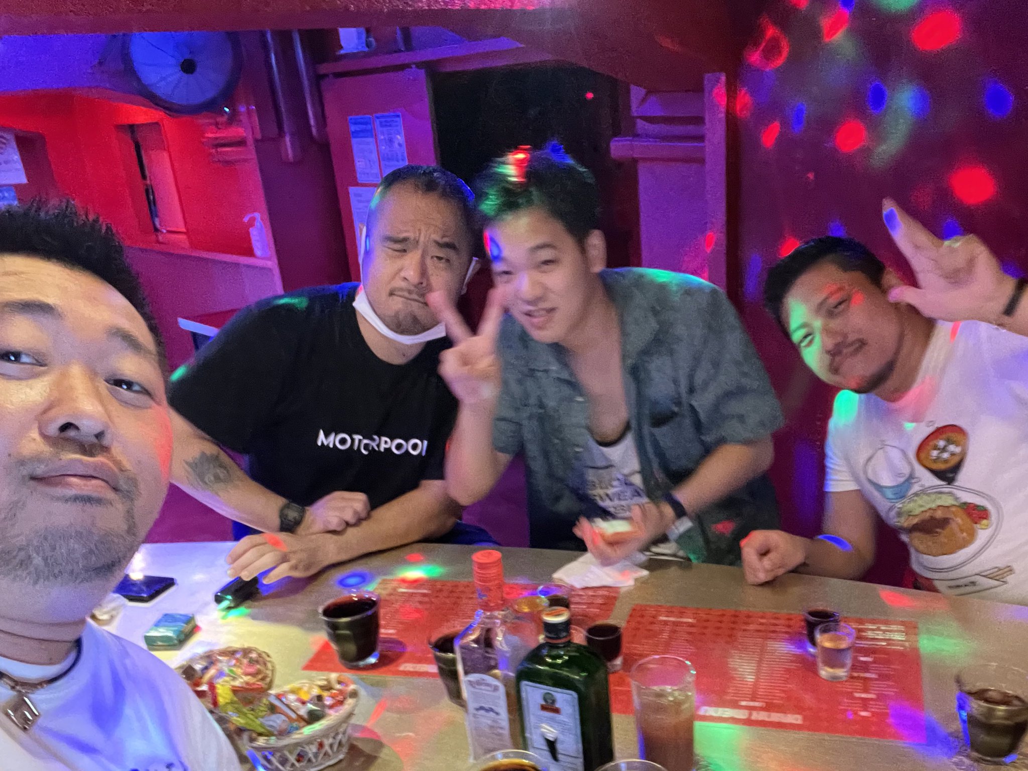 ぺっこりさん🐾🍌 on Twitter: "テキーライエガー祭りよー https://t.co/qCDRqv0KJ3" / Twitter