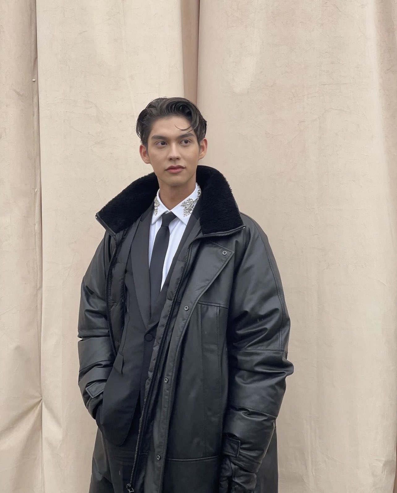 Paragon Department Store on Twitter: "หนุ่มไบร์ท วชิรวิชญ์ @bbrightvc ...