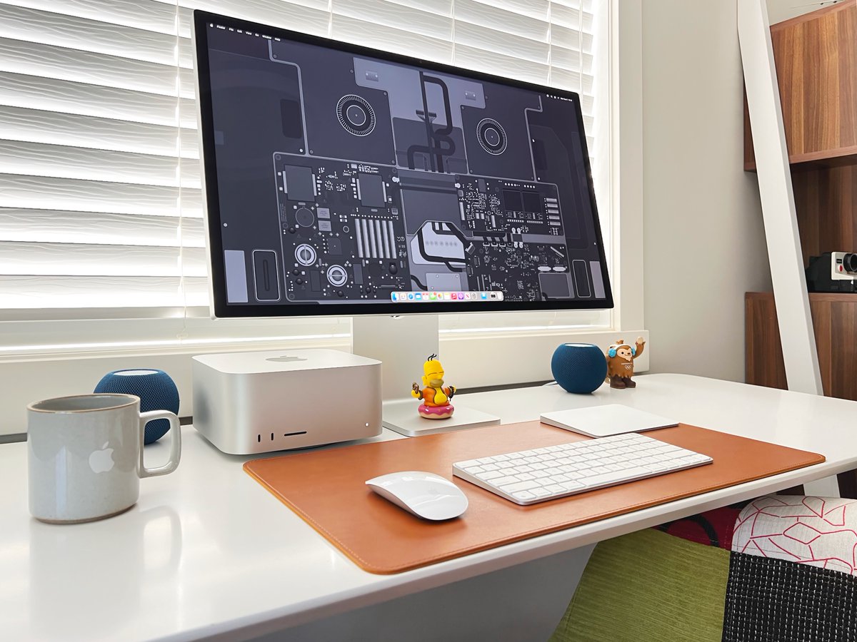 Basic Apple Guy on Twitter: "My office (err… “Studio”) tour featured by @workspacesxyz! https ...