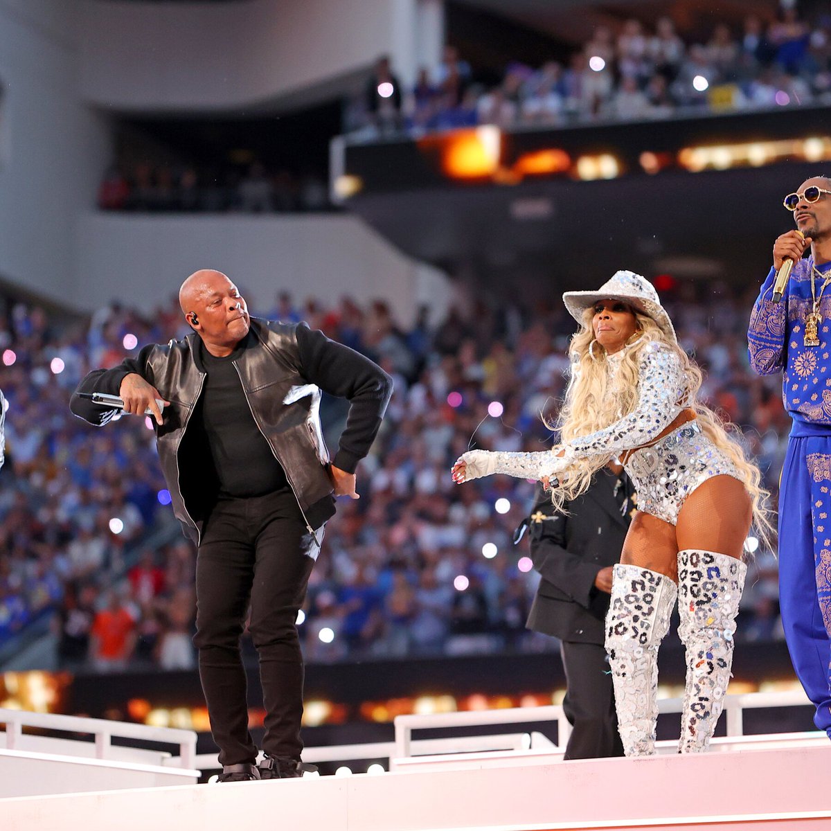 ACERVO • #AcervoAwards on Twitter: "Dr. Dre fala sobre o show de ...