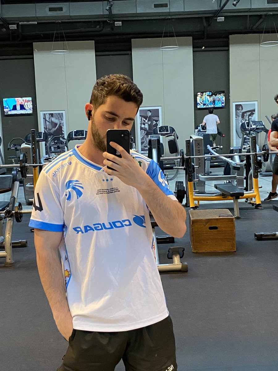 Lucas Benaim on Twitter: Lucas Benaim on Twitter: