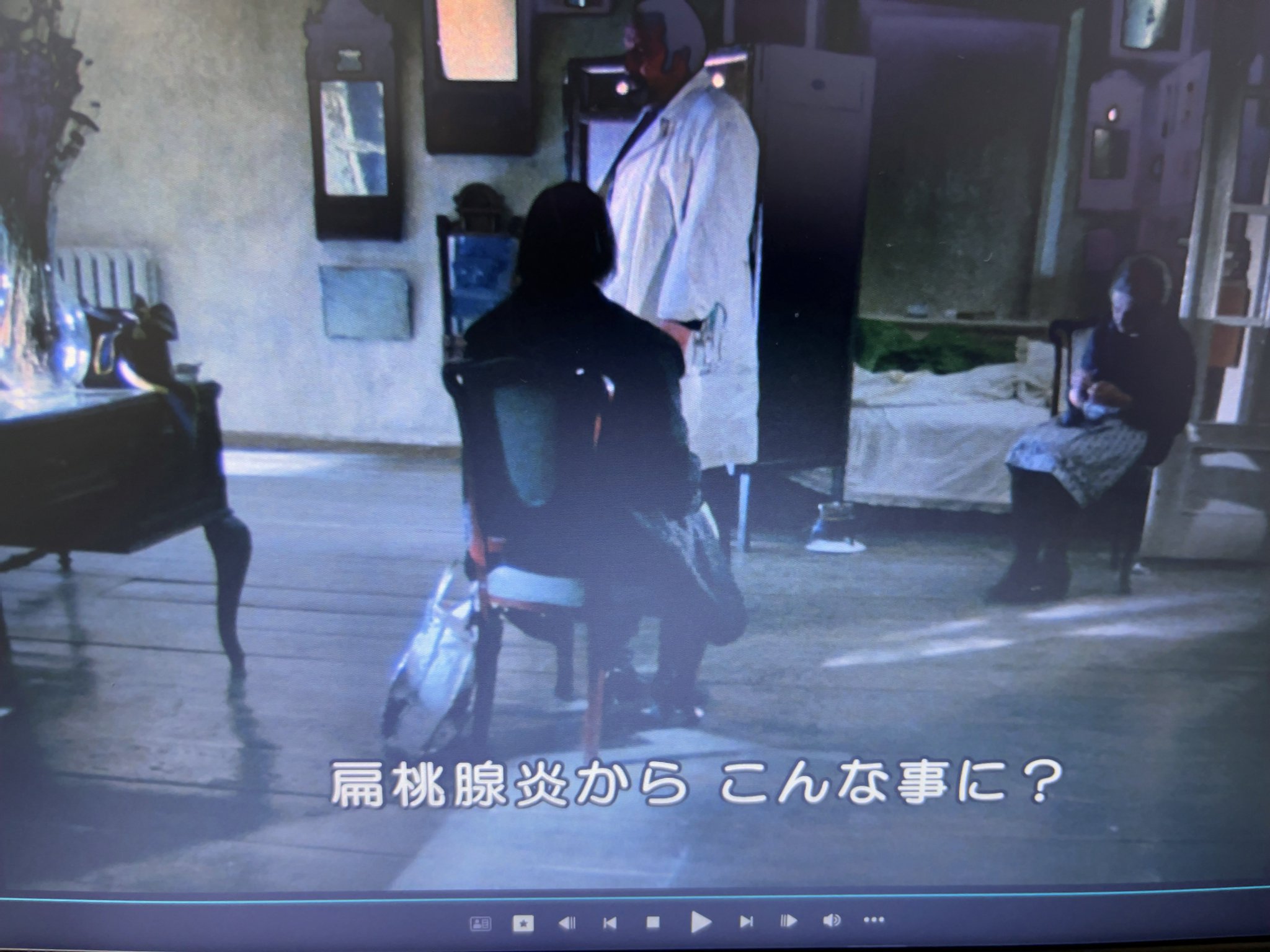 shushu on Twitter: "シナリオの翻訳は病名が書かれていない。多分、作者が同一人物と思って、最初は扁桃腺と言っていたのに、狭心症では変だと思って、病名を訳さずに曖昧にしたのでは ...