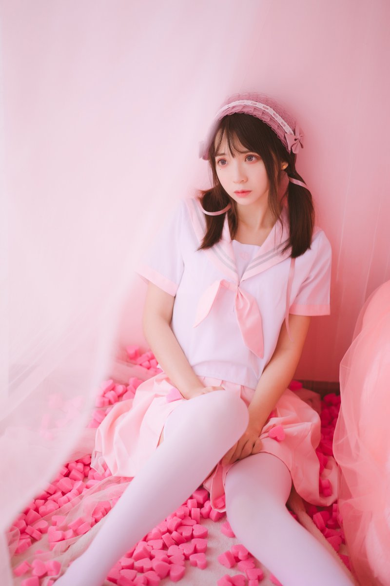 疯猫ss 全套无水印合集+视频+包更新 #疯猫ss #cosplay #二次元 #福利姬 #寫真 #妹子 #御姐 #足控 #腿控 疯猫ss https://t.co/iVSzyvG48r ...