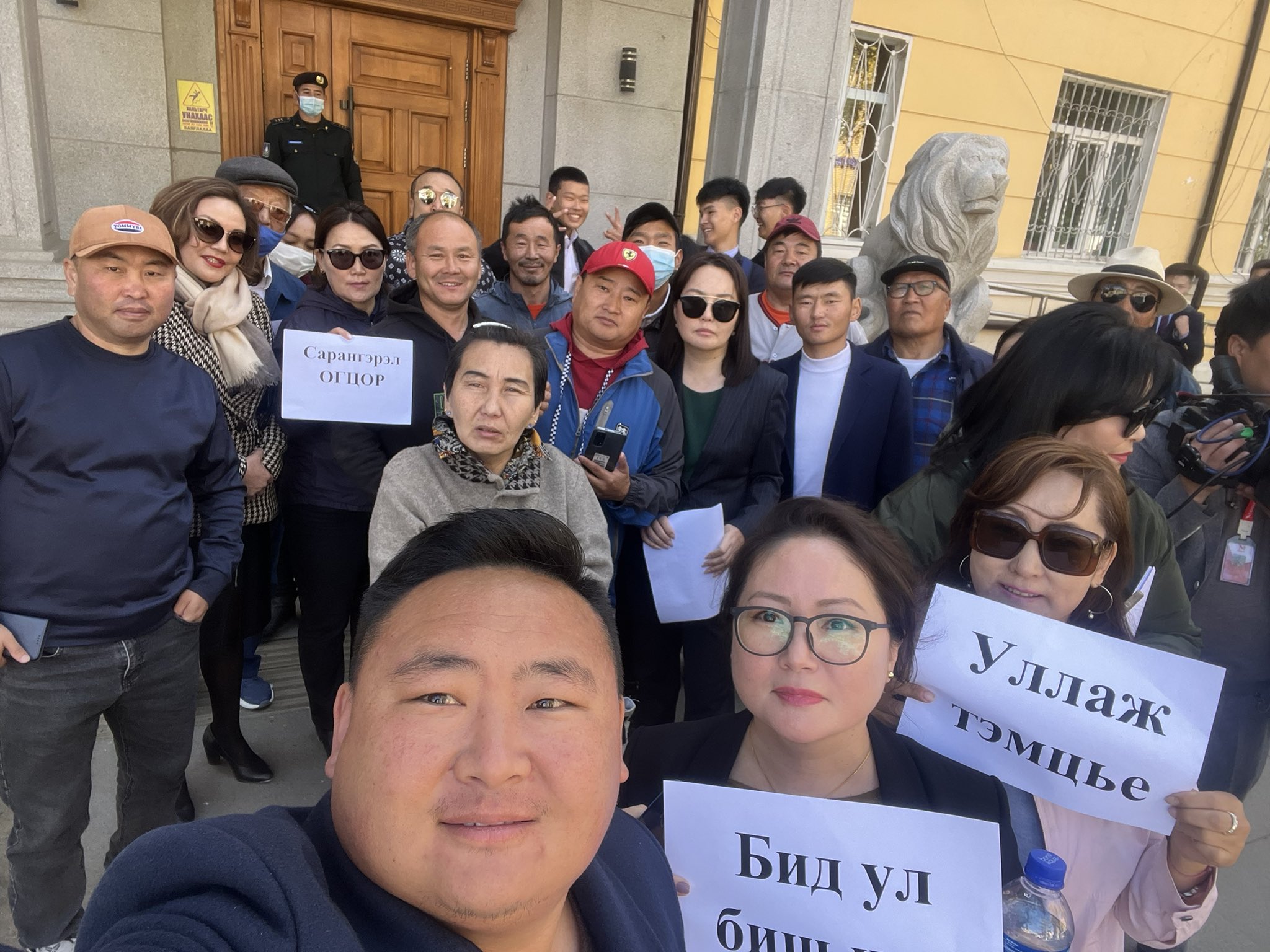 А Отгонбаатар On Twitter Би хэлсэндээ огцруулах тэмцэл хийсэн Харин