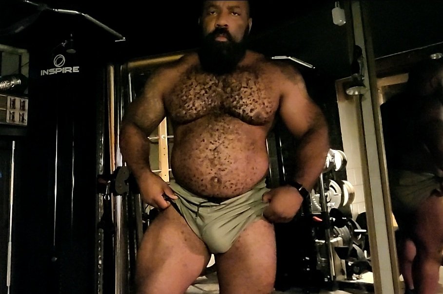 Claxtoka on Twitter: "#musclebear https://t.co/RaMo7bRfMV https://t.co/WkiRp2oHSX" / Twitter