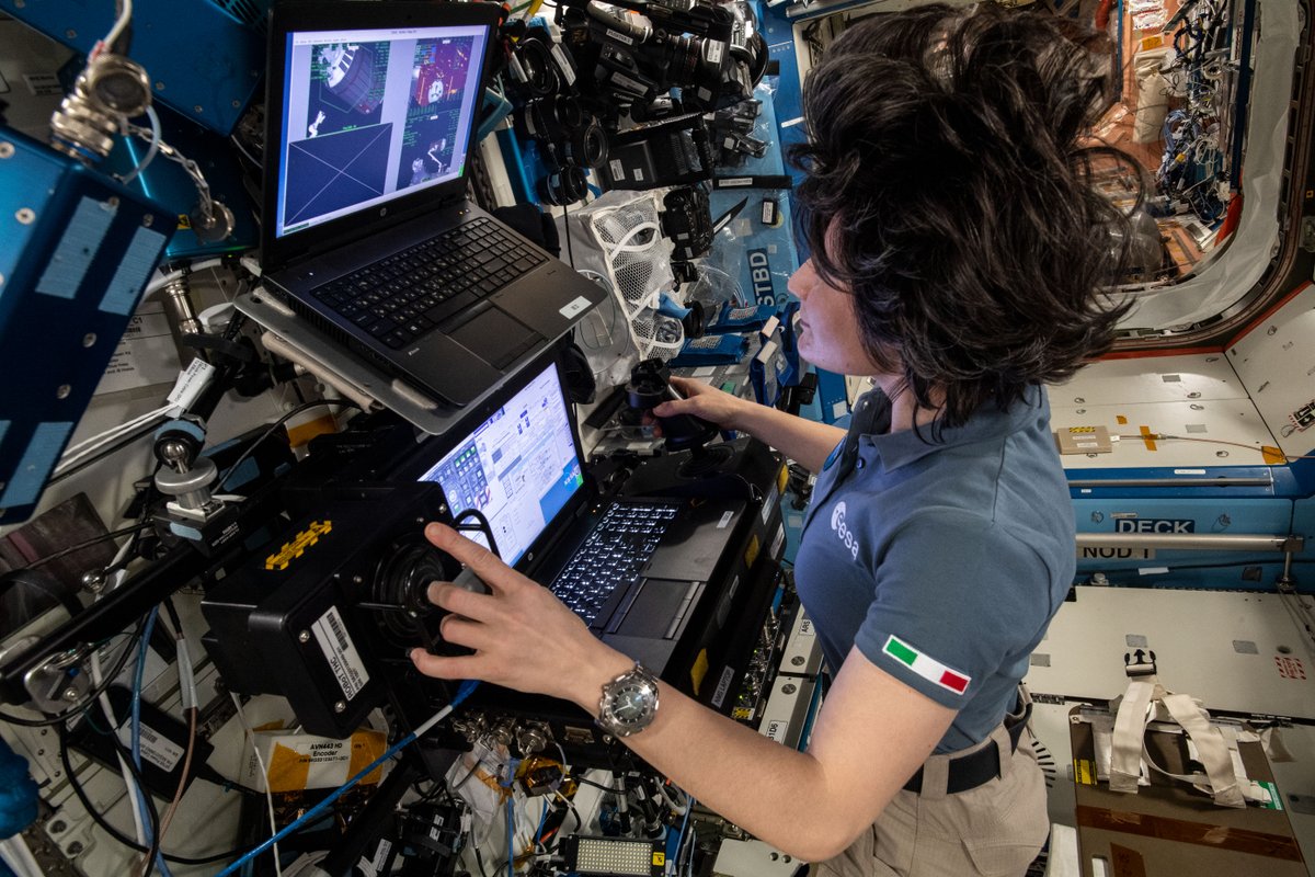 ISS Research on Twitter: "Last week @ESA astronaut @AstroSamantha participated in a cognition ...