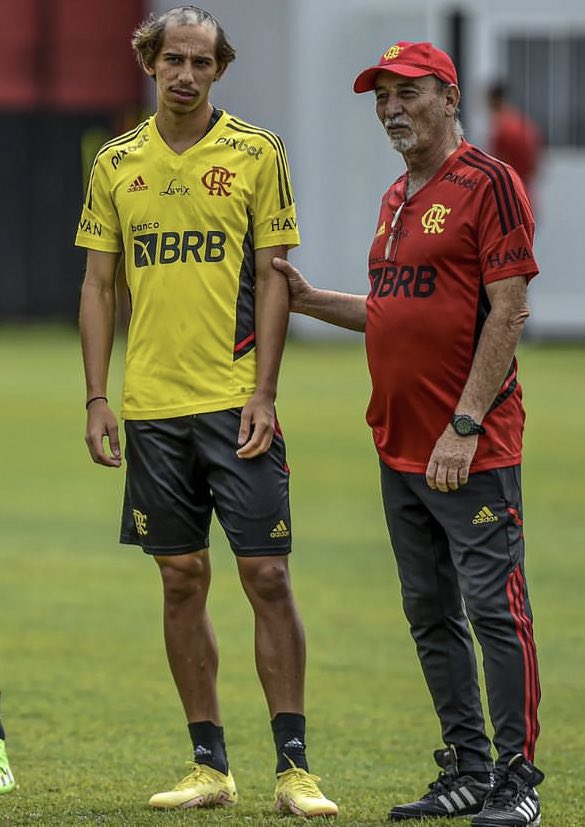 Renan Moura on Twitter: "O durante e o depois… 🤣😂😅 https://t.co/fw87LmM6iR" / Twitter