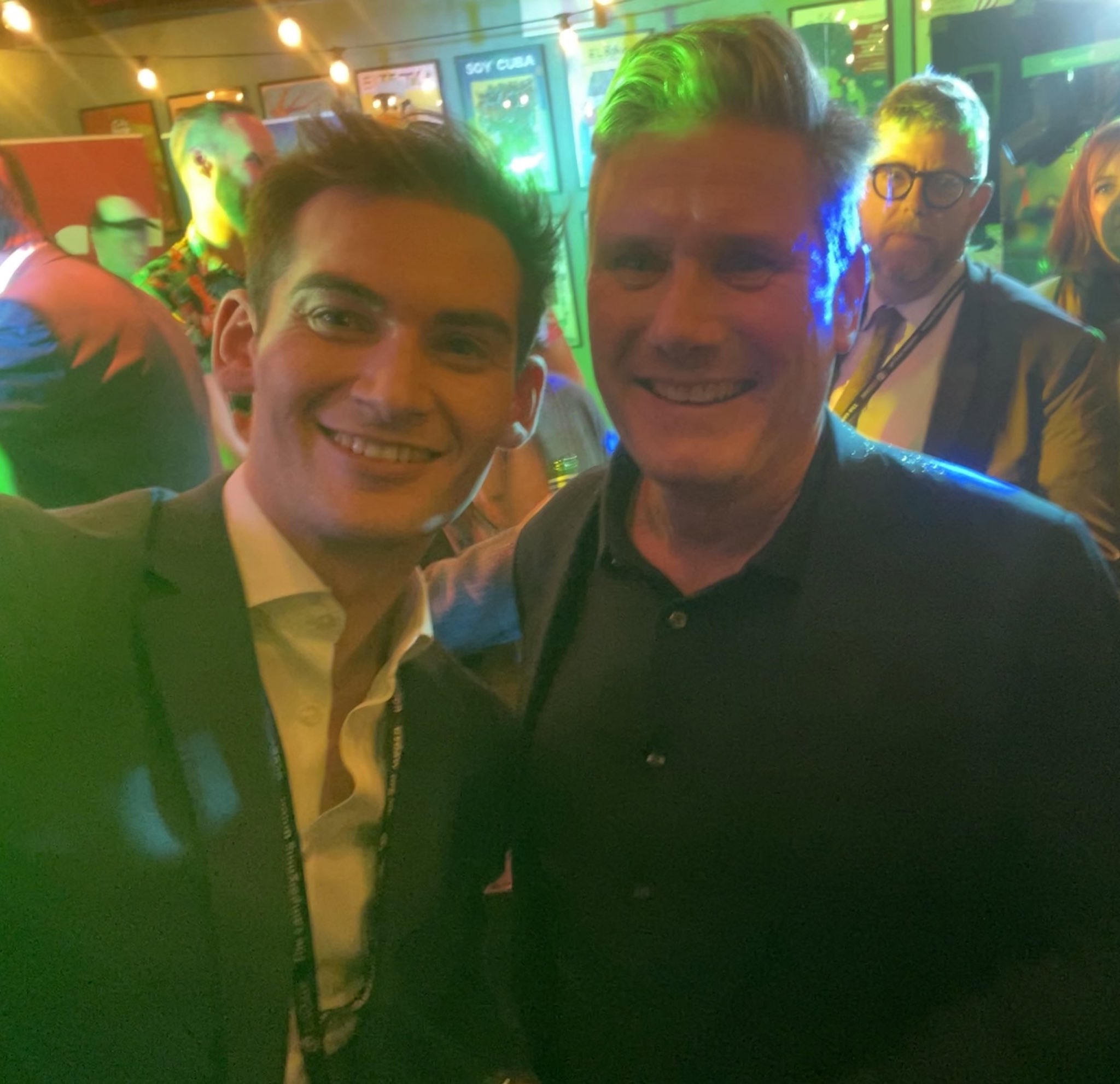 Tom Harwood on Twitter: "Incredible photobomb by the Leader of the Opposition’s comms chief ...