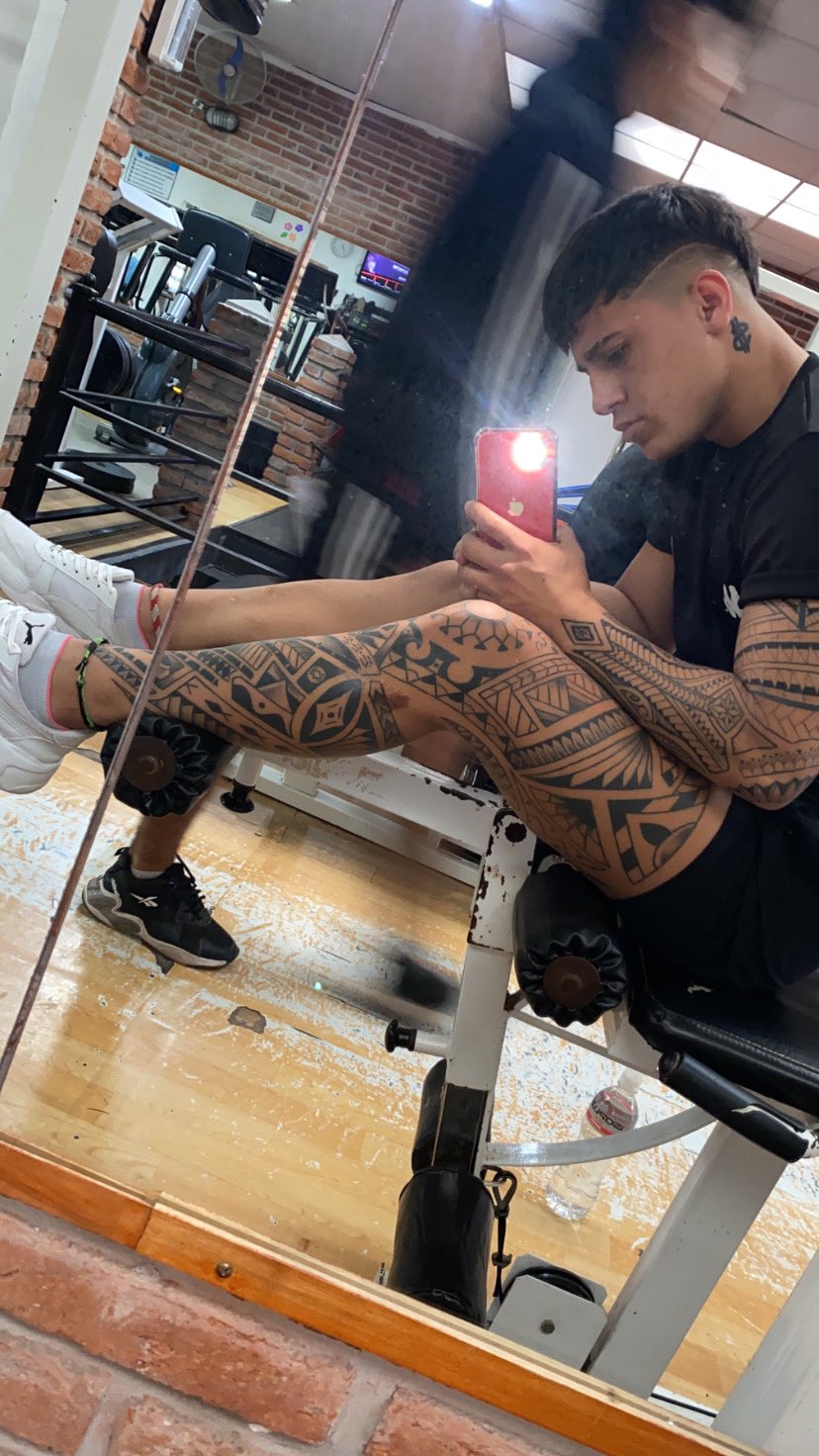 SAMUEL.OOK 🔥Top 2.6⭐100K on Twitter: "Holiss https://t.co/8jvX0LGJBc" / Twitter