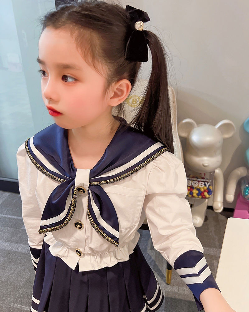 👠丝袜高跟大鸡巴妈妈爱儿子👠 On Twitter 好莹莹,其实夜总会比迪士尼好玩多了,那里有很多黑叔叔和漂亮阿姨,他们都会很喜欢莹莹的,叔叔不骗你。真的嘛?可不能骗人家呀。莹莹在董事怀里