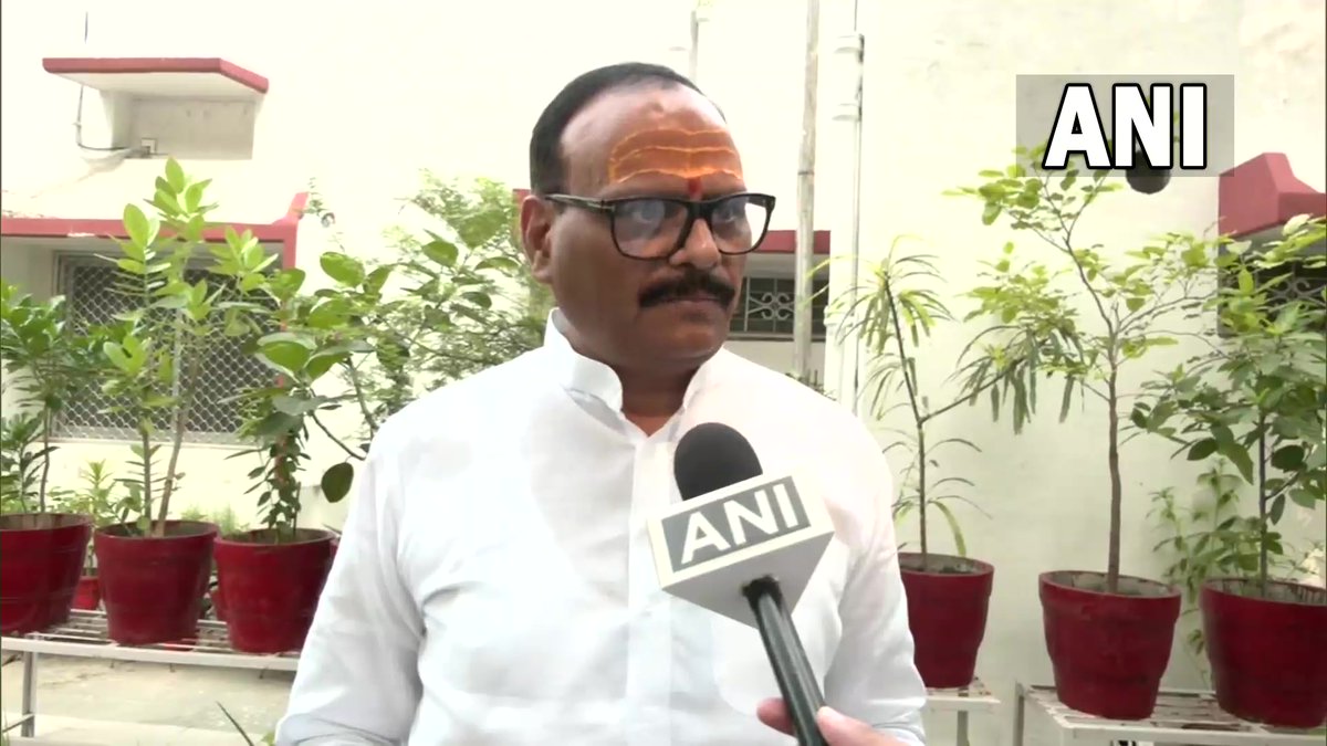 ANI UP/Uttarakhand on Twitter: "On #PFIban, Uttar Pradesh Deputy CMs Brajesh Pathak & KP Maurya ...