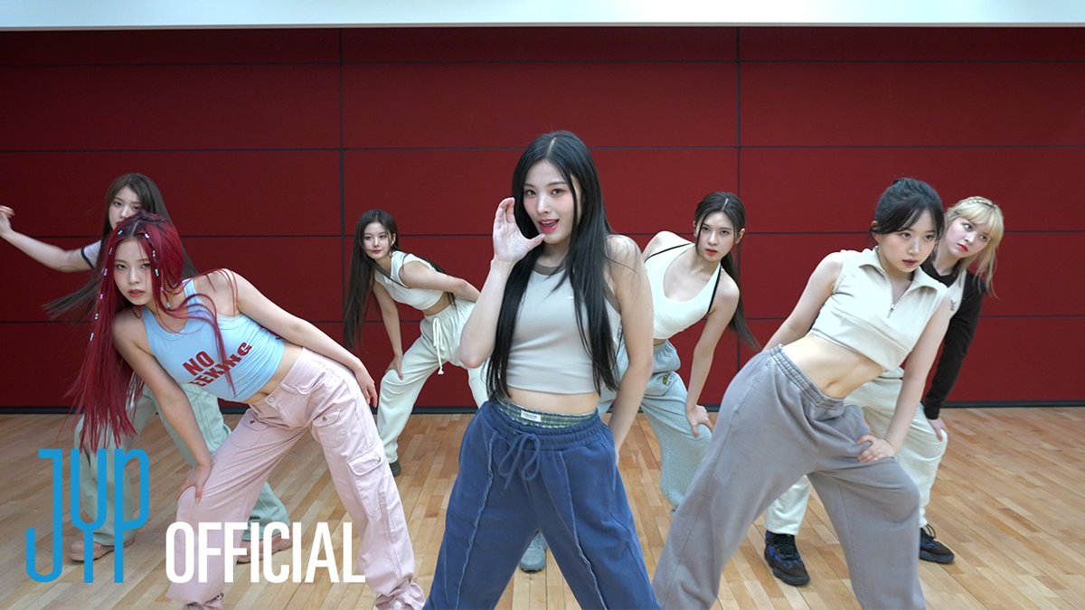 NMIXX Charts | #ENTWURF🎲 on Twitter: "RT @NMIXX_official: [🎥] [NMIXX ...