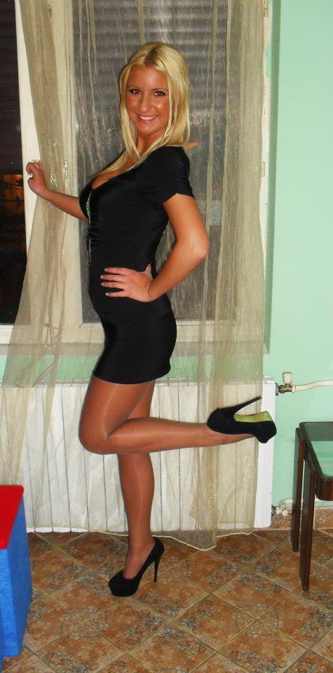 Amateur Pantyhose On Twitter Miniskirt High Heels And Pantyhose