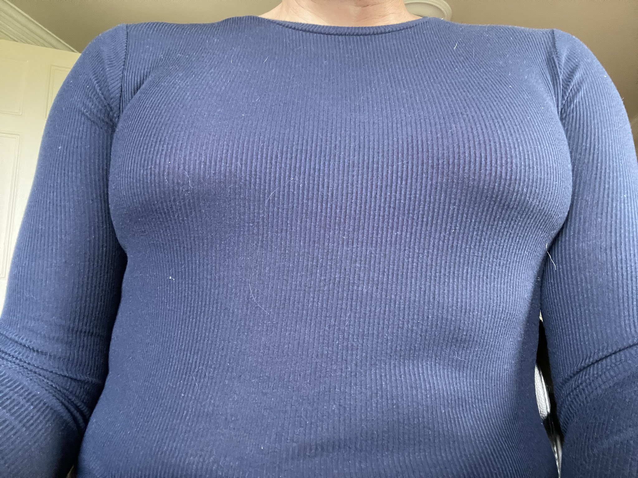 Paula Hall 🇮🇪 ️🇺🇦 on Twitter: "So no lumpy bra lines this afternoon for the work call. #sissy # ...