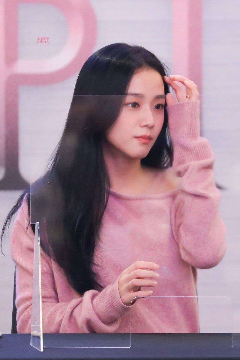Jovy Congson on Twitter: "RT @JISOO_CHINA: 220925-1 🐇 #BLACKPINK #JISOO #블랙핑크 #지수"