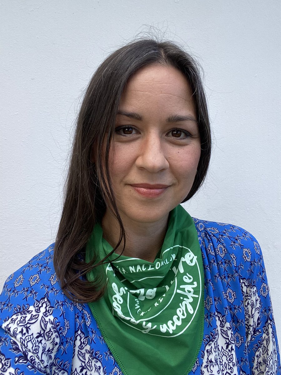 Rosa Seguí Cordero on Twitter: "Me uno al Pañuelazo Virtual con pañuelo verde en defensa del ...