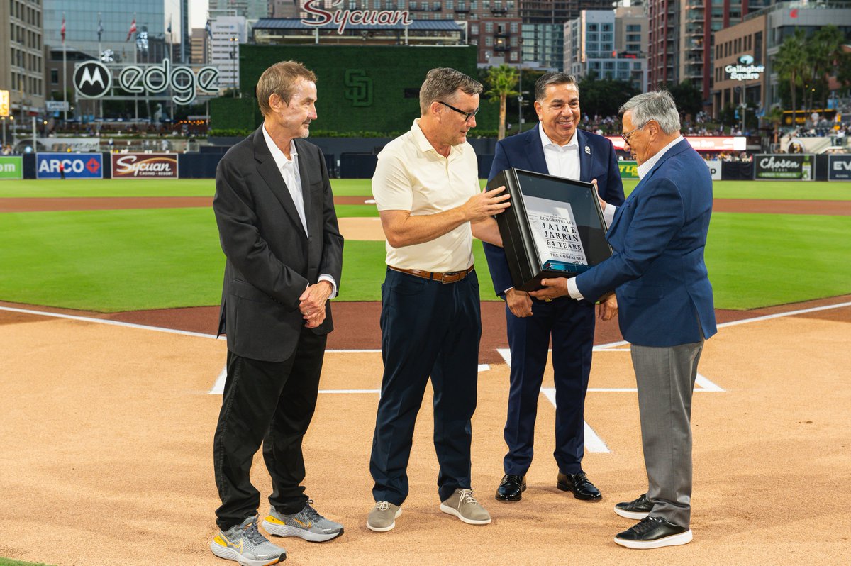 San Diego Padres on Twitter: "During last night's pregame ceremonies ...