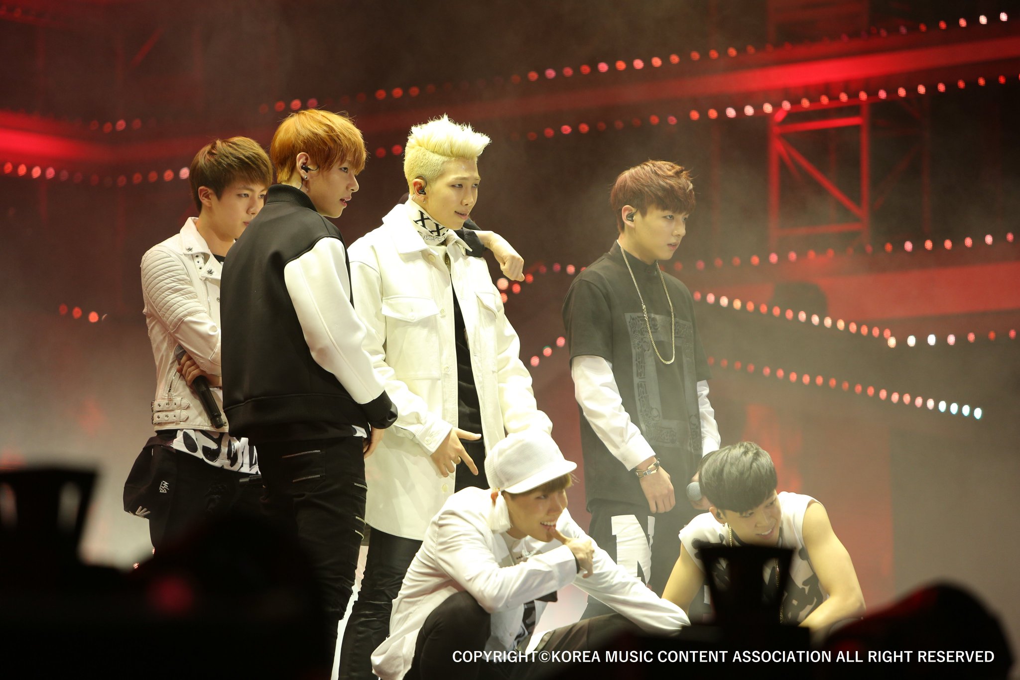 WOWOWプラス【公式】 on Twitter: " 速報 ／ #BTS ほか出演！3カ月連続K-POPアワード特集 ＃WOWOWプラス にて放送決定!!🇰🇷 \ 10/27(木)よる10時は ...