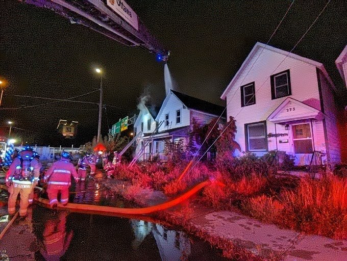 Scott Stilborn On Twitter Ottawa Fire On Scene Of A Working Fire On Bell St South