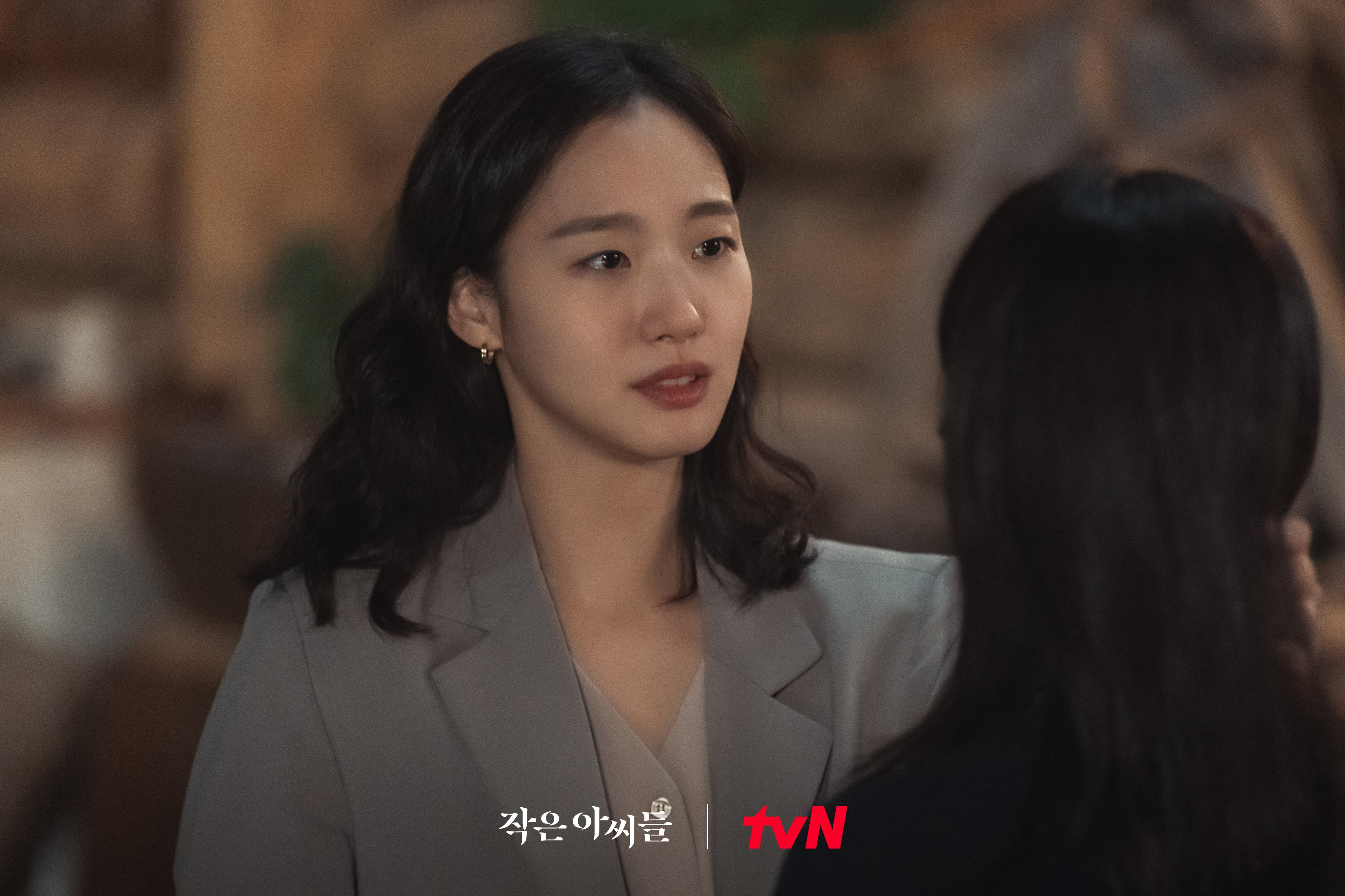 tvN drama on Twitter: "감격의 인주X인경 자매 상봉! 인경x종호 애틋한 재회까지?! 🙃 한자리에 모인 이들의 이야기가 궁금하다면 이번 주도 본방사수 ...