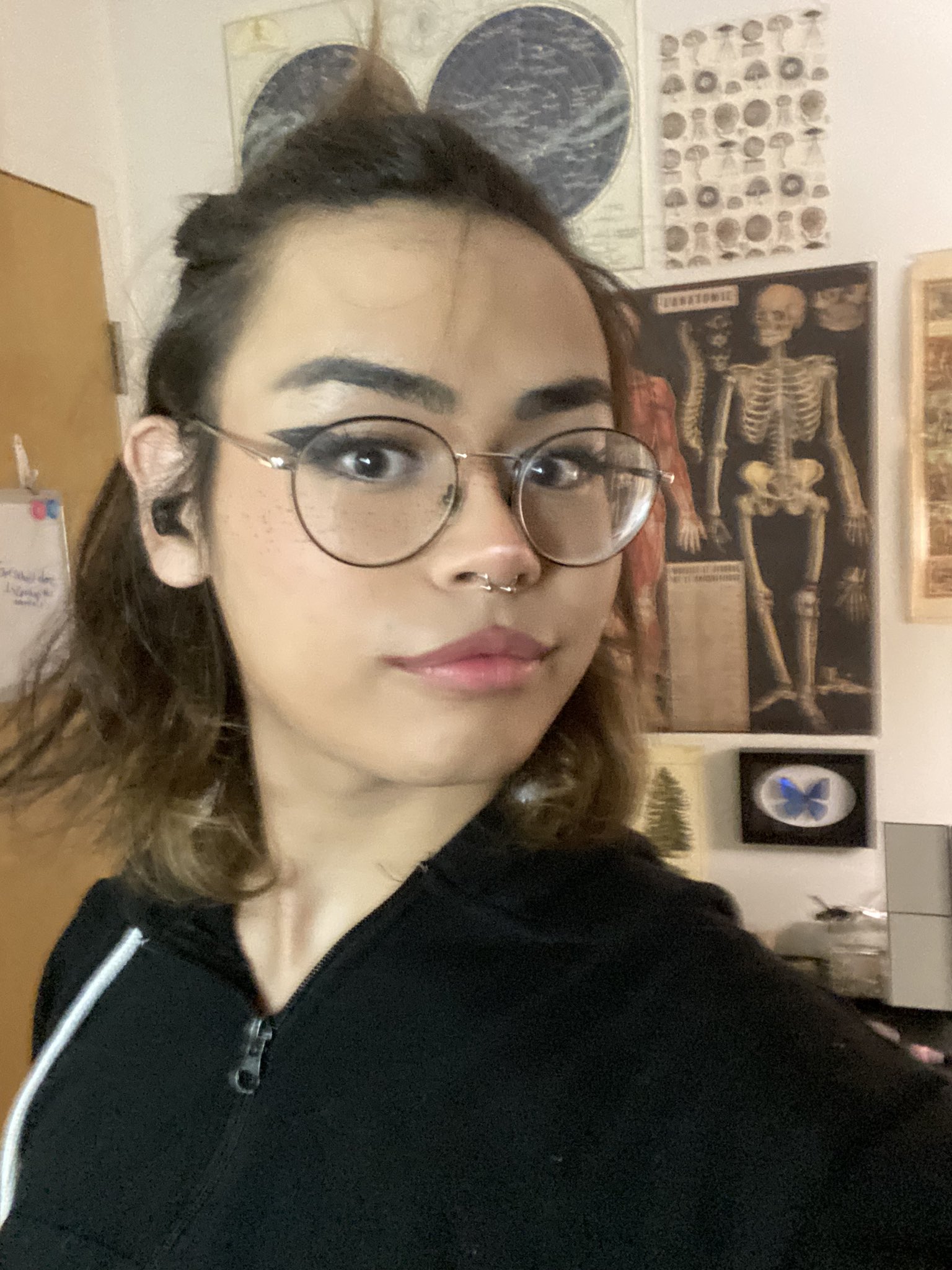 TW Pornstars - 1 pic. 🔞 Kiana Vi . Twitter. My teacher is making me ...