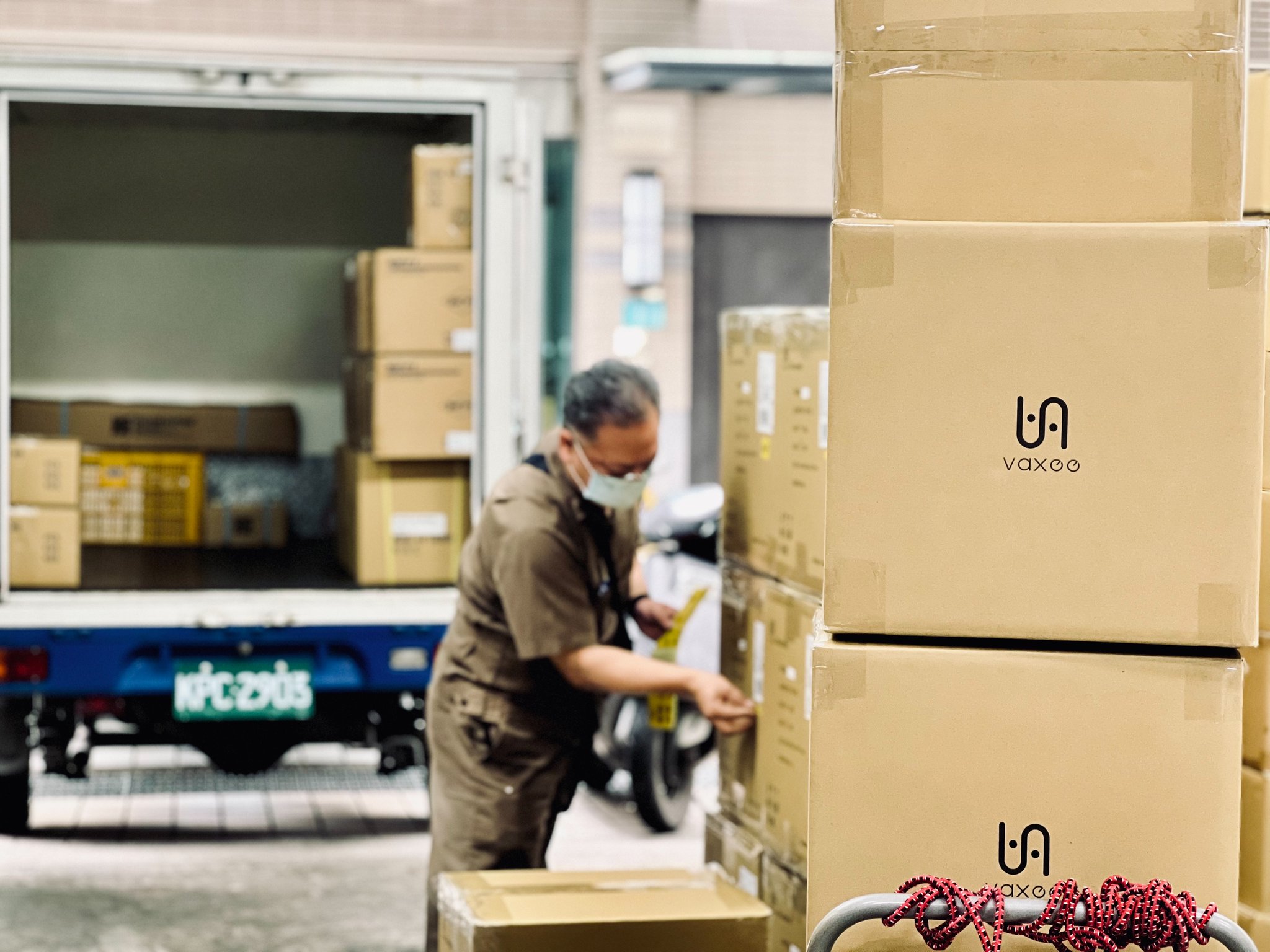 vaxee.co JP on Twitter: "本日、VAXEE PA WINTER22の次回入荷分が台北オフィスから日本へ発送されました。再入荷時期につきましては、商品状態を確認した上で ...