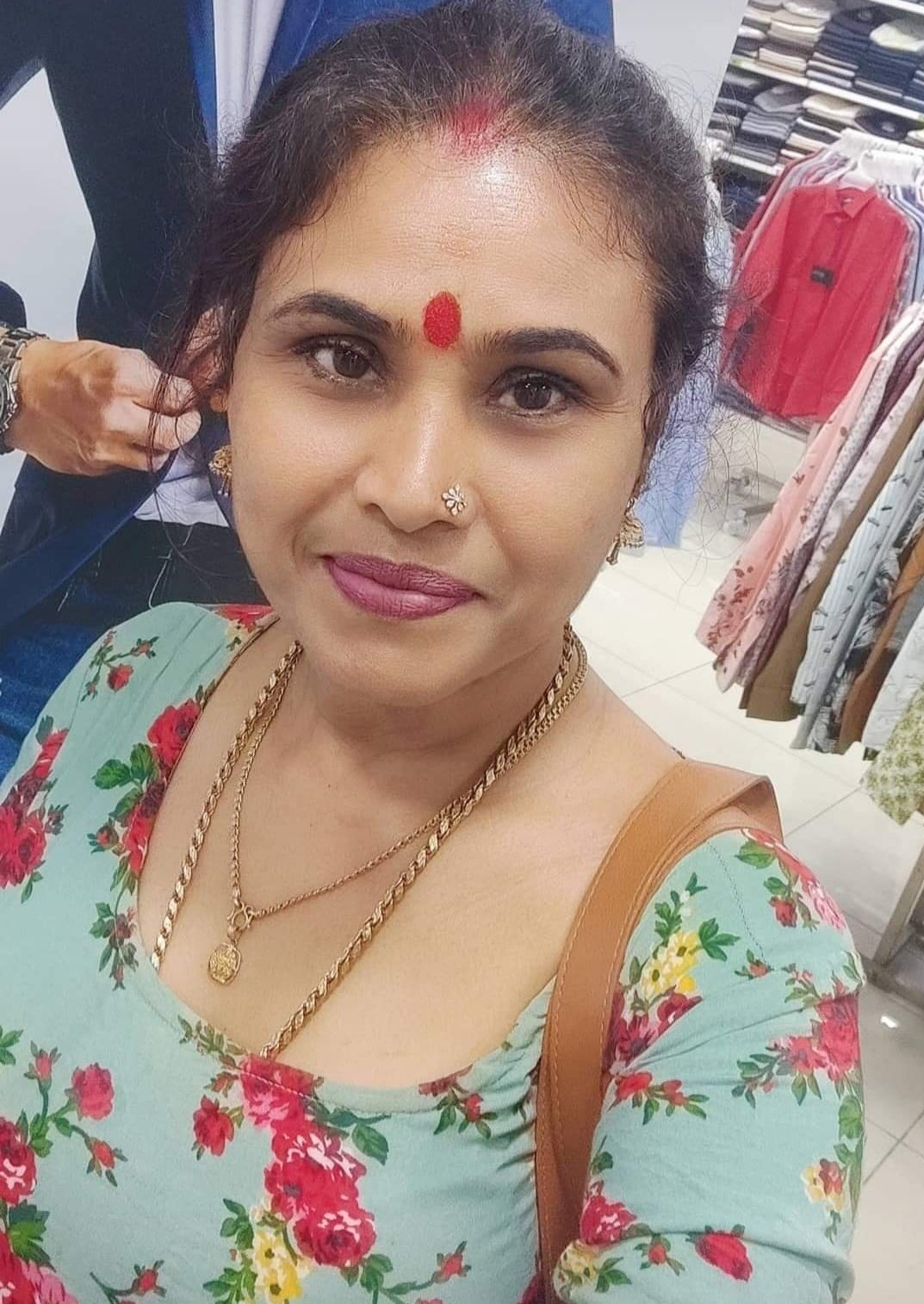 Kuttyin on Twitter: "My Fav Moms... https://t.co/8uDJ3aBFC8" / Twitter