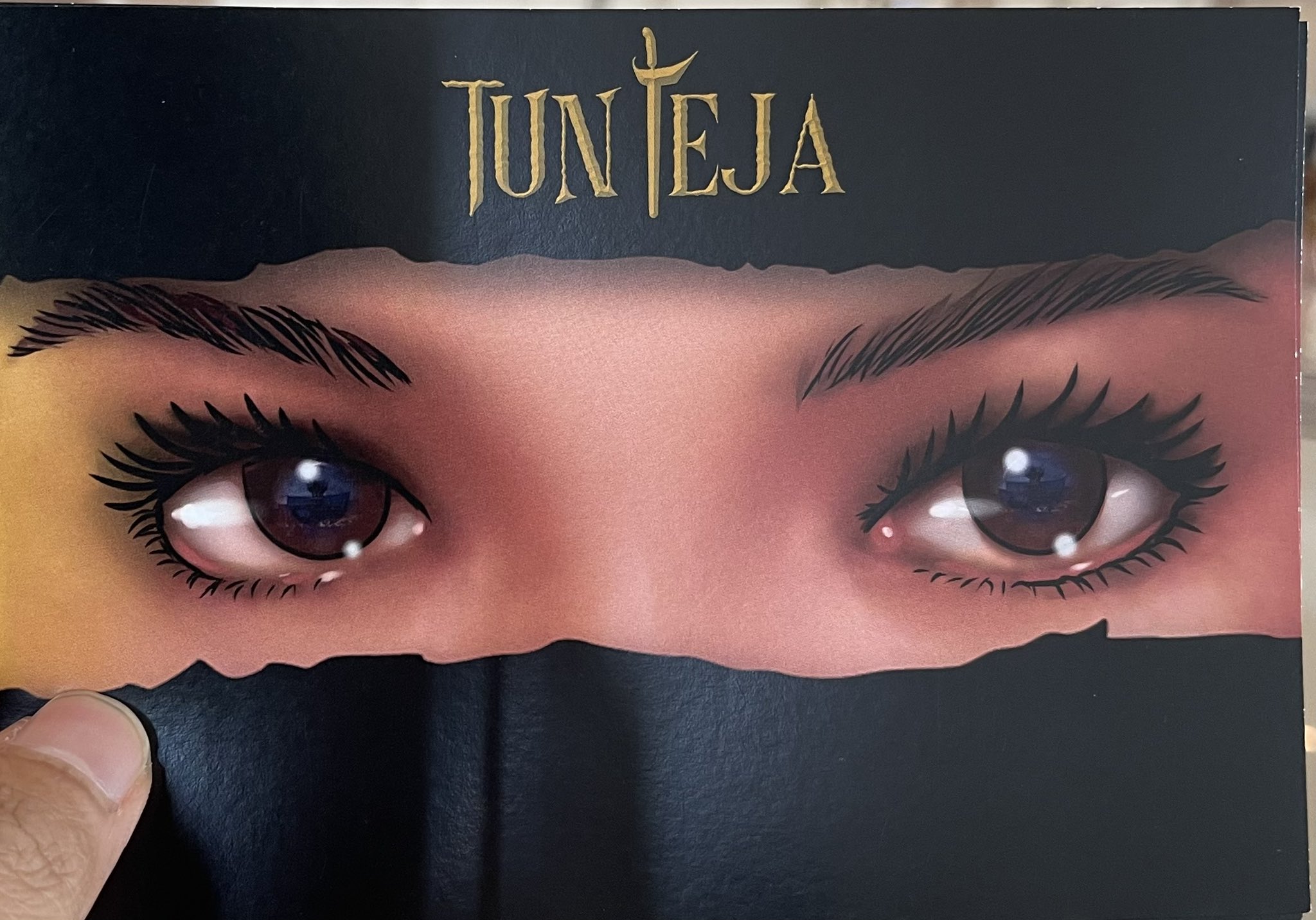 Fedtri Yahya🇲🇾 on Twitter: "Majlis pra pelancaran filem animasi Tun Teja. Agaknya siapa artis ...