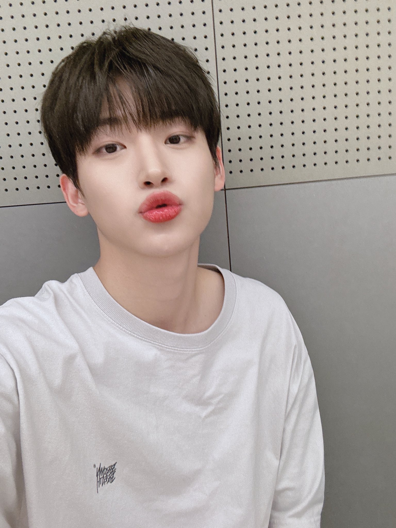 Korean Boy Selca