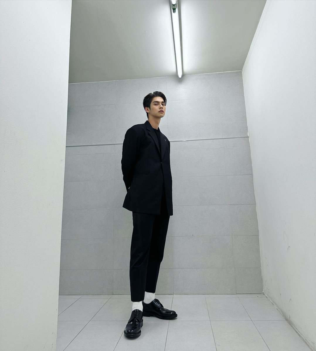 CursedFangirls★彡 on Twitter: "RT @_opywpyy_: Bright 🤩🤩🤩 📌 https://instagram.com/p/Cjo-hV3J0M7 ...