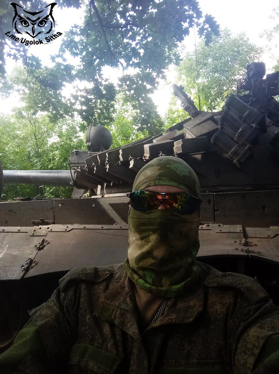 Oryx on Twitter: "RT @RALee85: Russian T-72A and T-62MV tanks. https://t.me/Ugolok_Sitha/9293…"