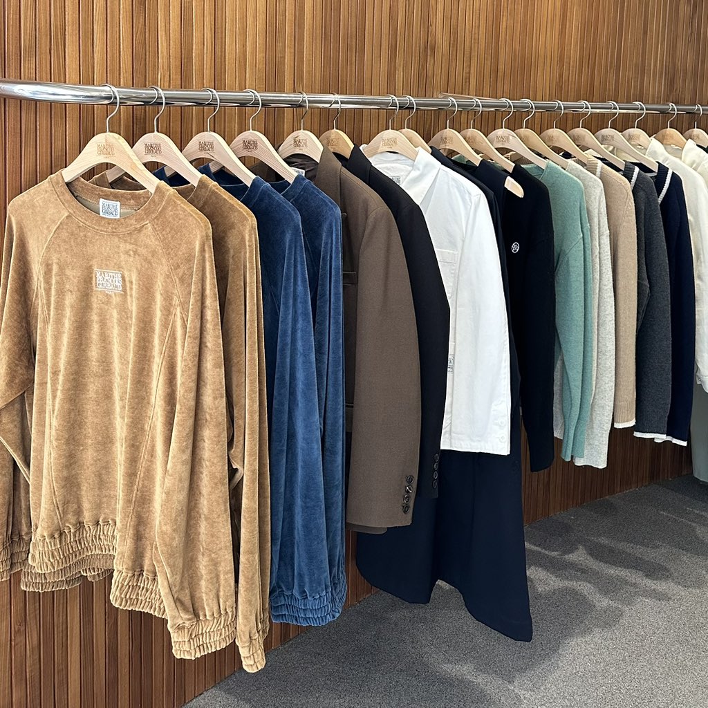 🍪🎄 ̈ on Twitter: "RT @cloudysstory: MARITHÉ มีสาขาที่ฮงแดแล้วน้า เป็นสาขาเปิดใหม่เลย แบรนด์นี้ ...