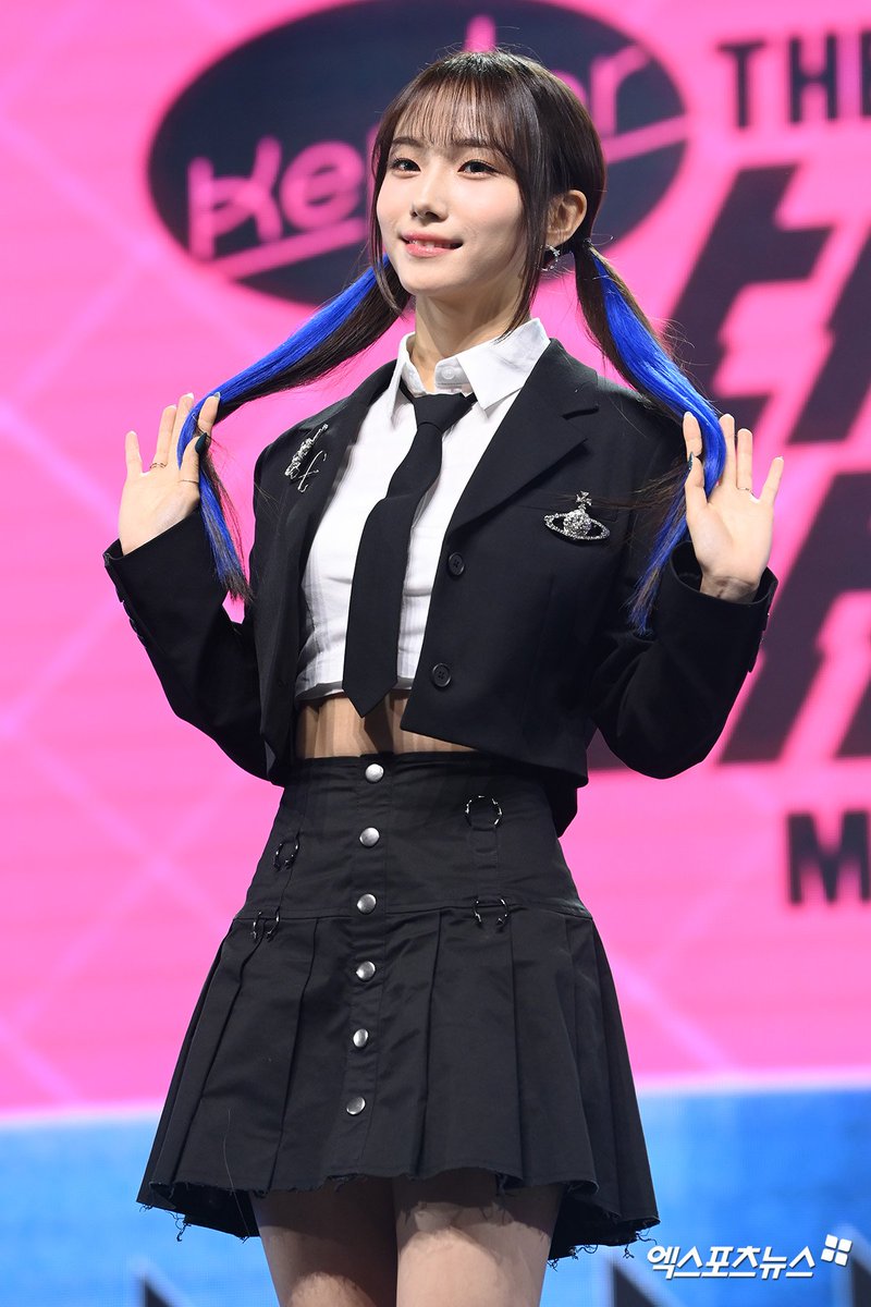 seo youngeun pics on Twitter: "221013 #YOUNGEUN Kep1er Comeback Showcase"