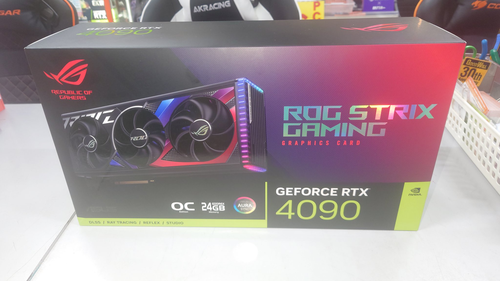 GOODWILL 名古屋大須店 on Twitter: "新GPU NVIDIA GeForce RTX 4090 ASUS製 ROG-STRIX-RTX4090-O24G-GAMING まだ ...