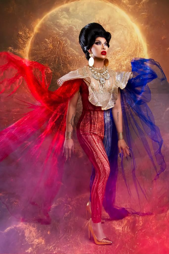 Ms. Eva STREAM DIVINE Le Queen on Twitter: "Not a Badge nor a Crown but I surely won the hearts ...