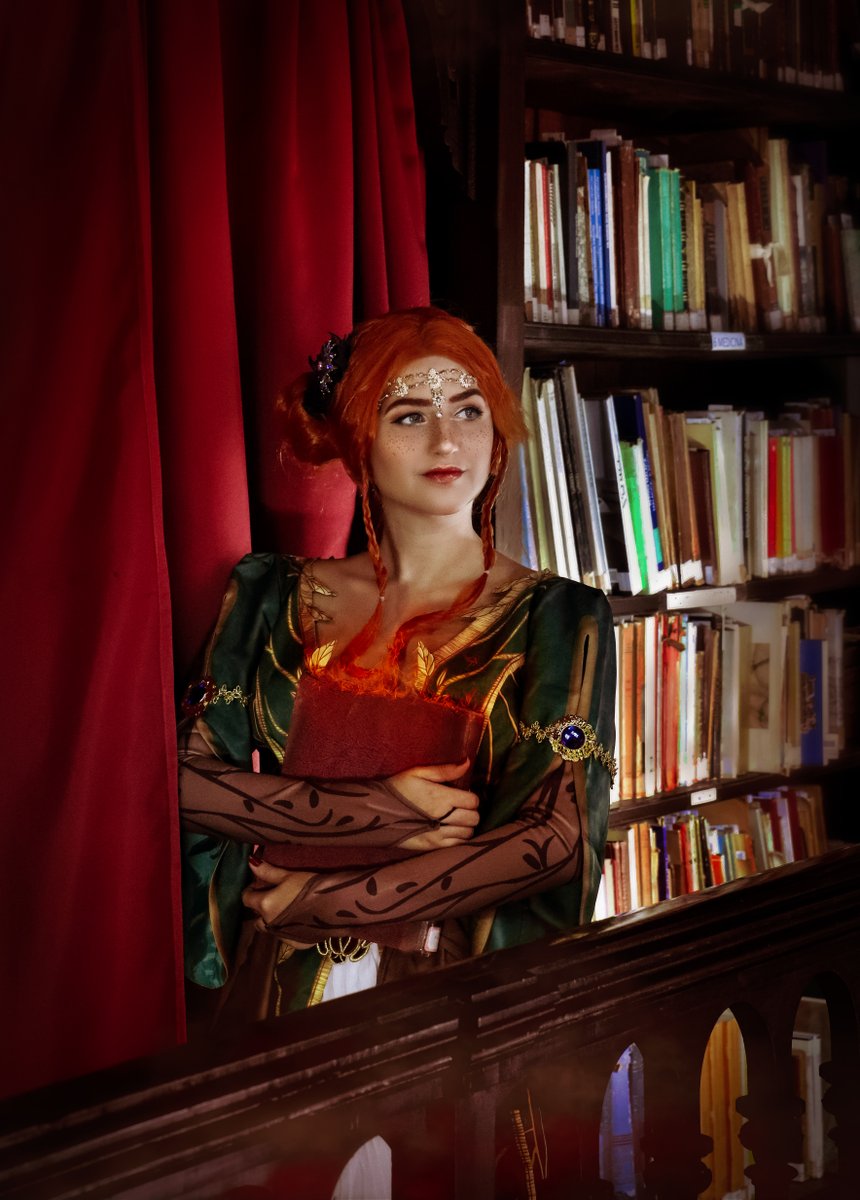 Miccostumes.com on Twitter: "Rate this Triss costume (10/10) costume http://miccostumes.com/the ...