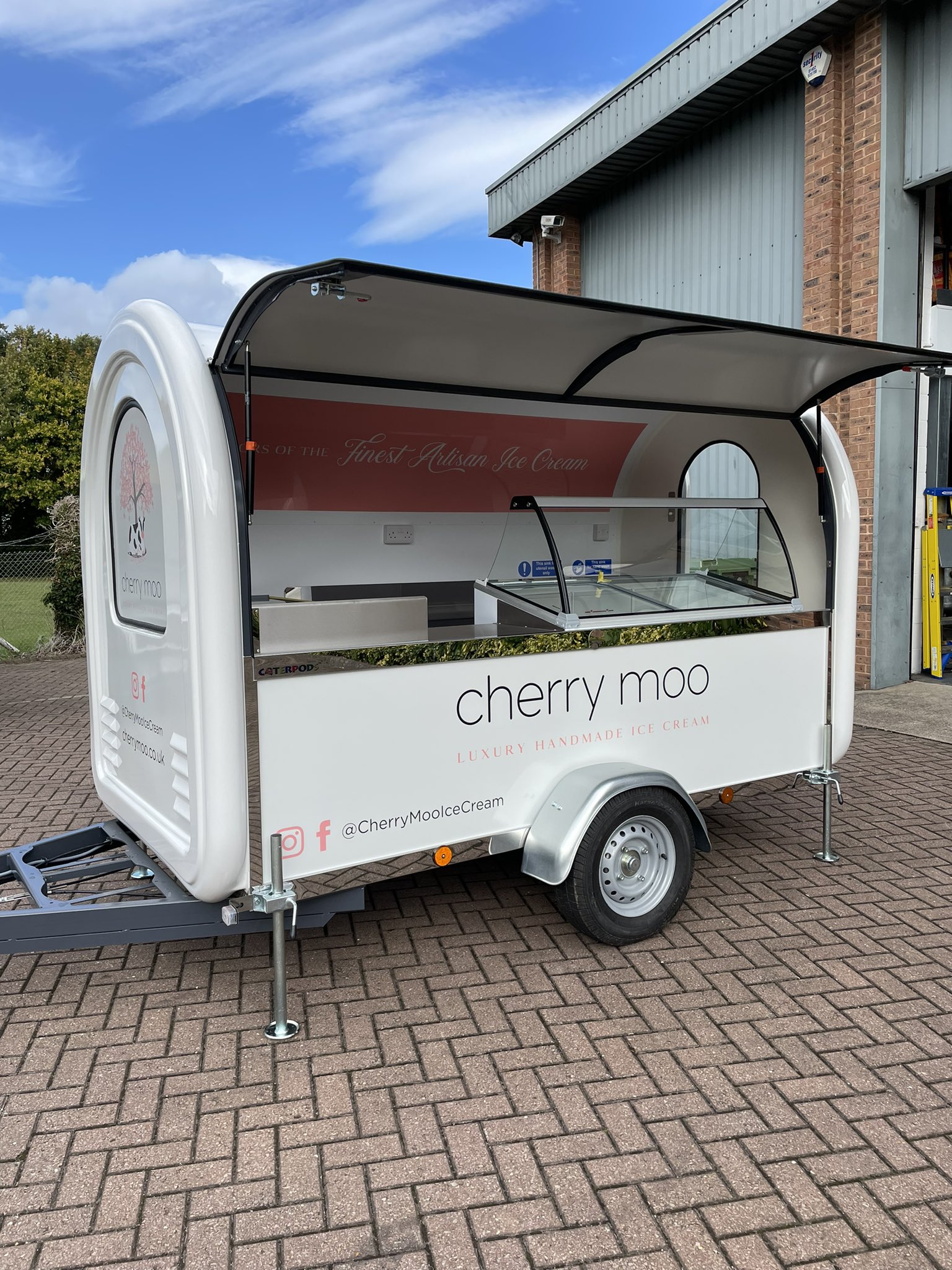 Cherry Moo Luxury Ice Cream (@CherryMooLuxury) / Twitter