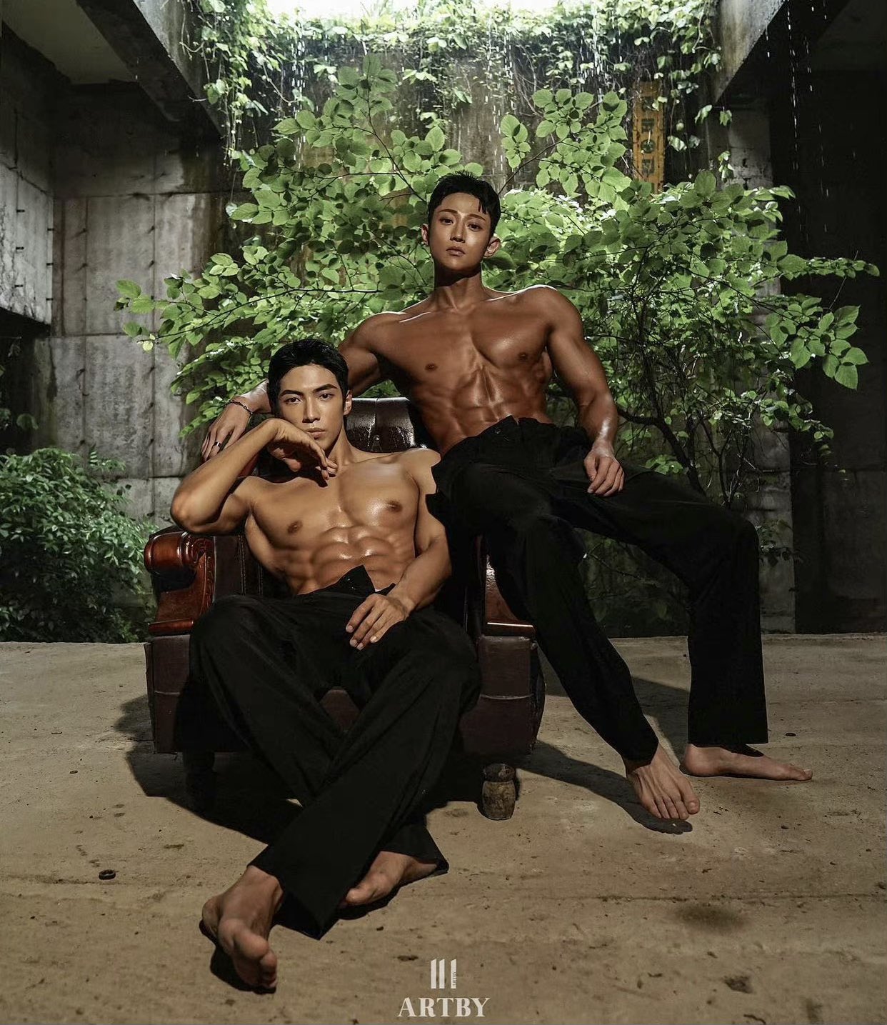 FOREST ALBUM 🏳️‍🌈🕊️🇺🇦 on Twitter: "👬🏻🫶 摄影师：__art_by__｜男模 1. 1seok93 ｜男模 2. 3_ong ｜ ️🤞｜第一幅：室外大雨 ...