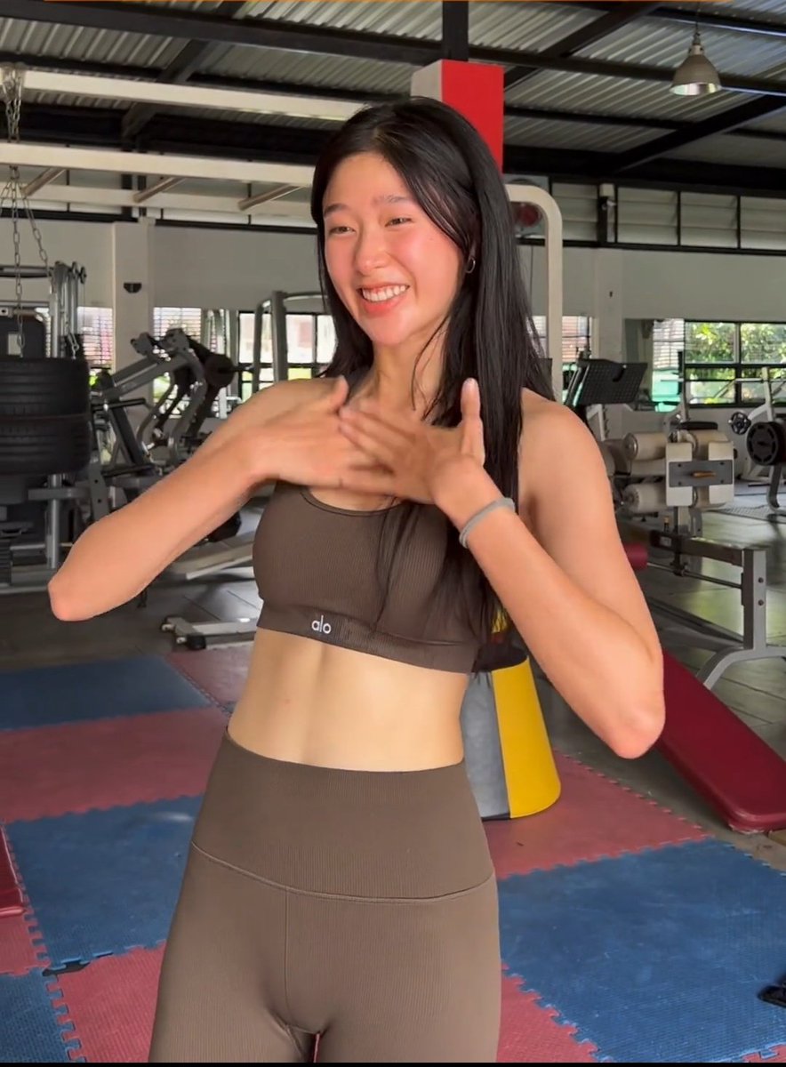 สวัสดีวันจันทร์ on Twitter: "แก้ว FFK"