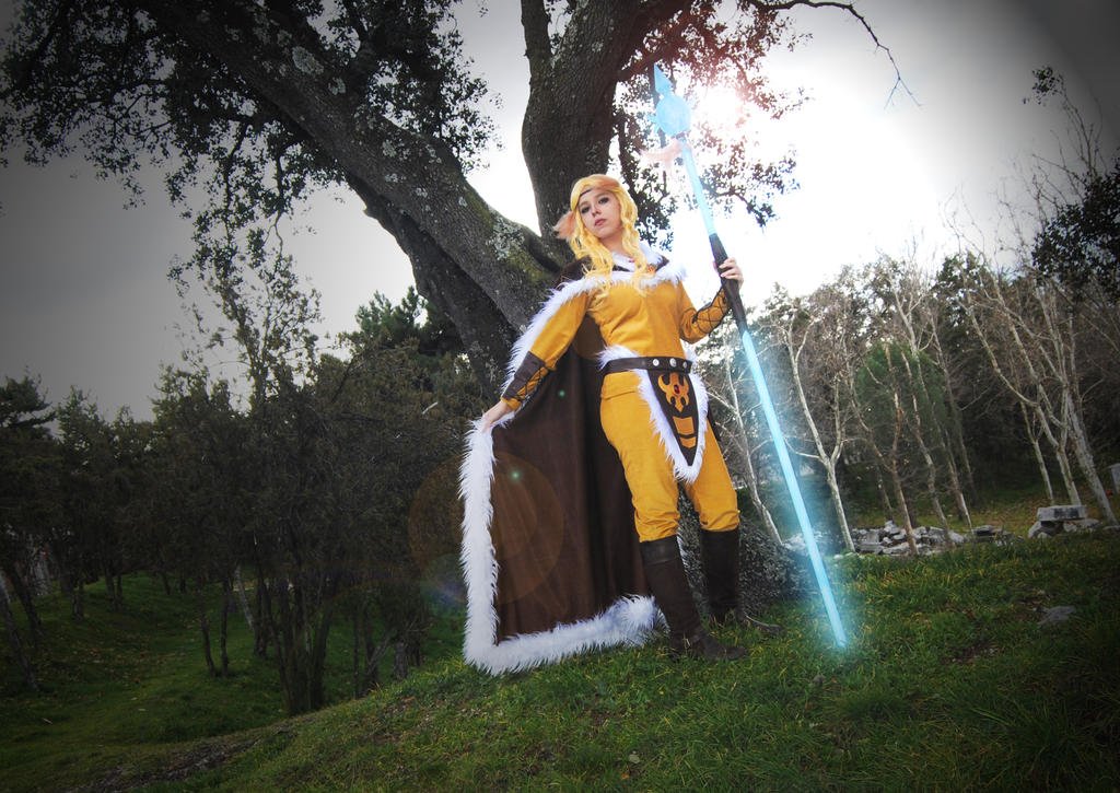 Doug Phillips on Twitter: "@YoDanno Did she have a blue crystal staff? If not then keep looking ...