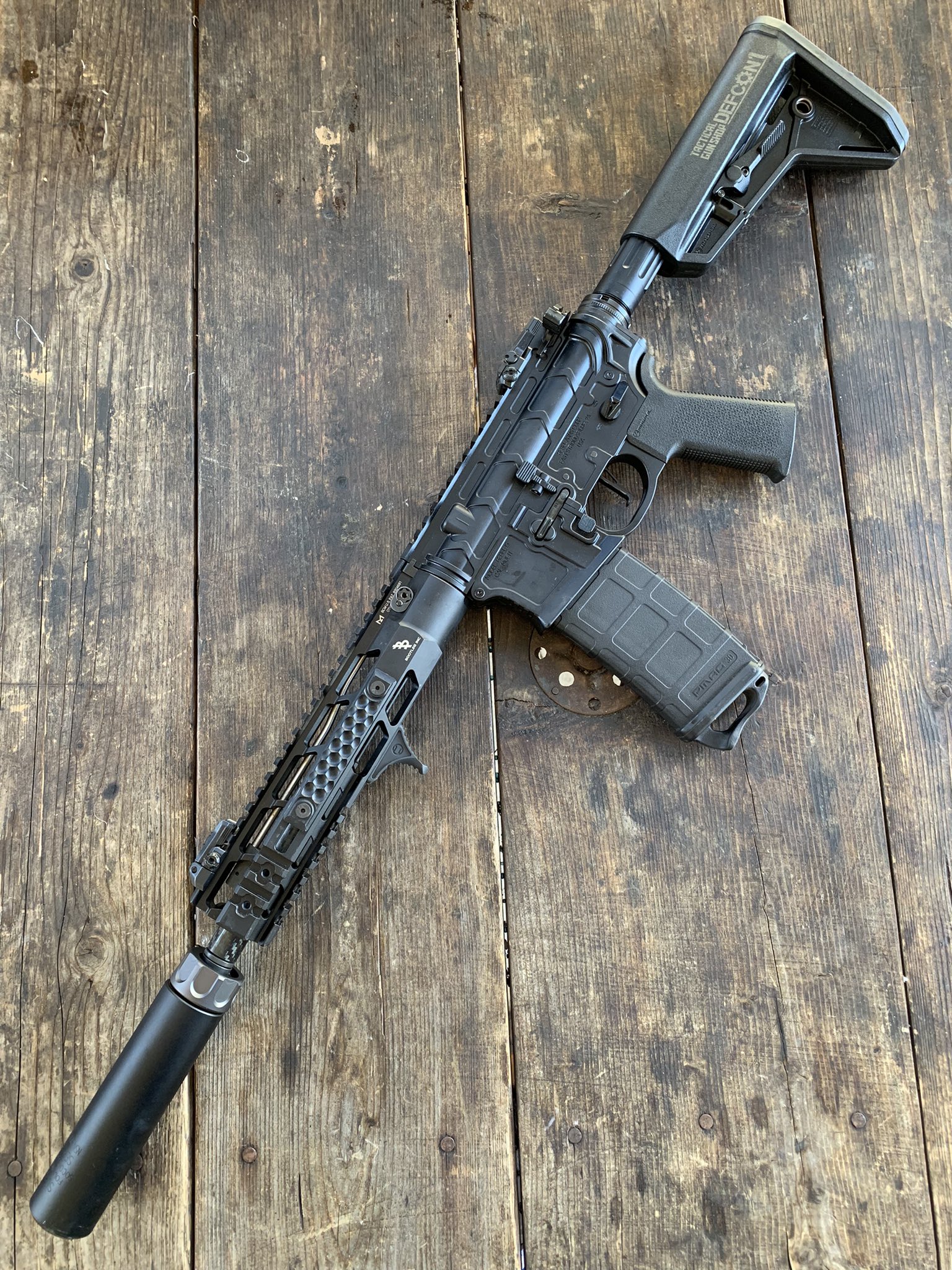 DEFCON_1 on Twitter: "中古PTW入荷〜HAO RBRに実盛り沢山のMチャン入り ️MOVE製カーボンアウター BOOTLEG PWS MAGPUL strike マグも実 ...