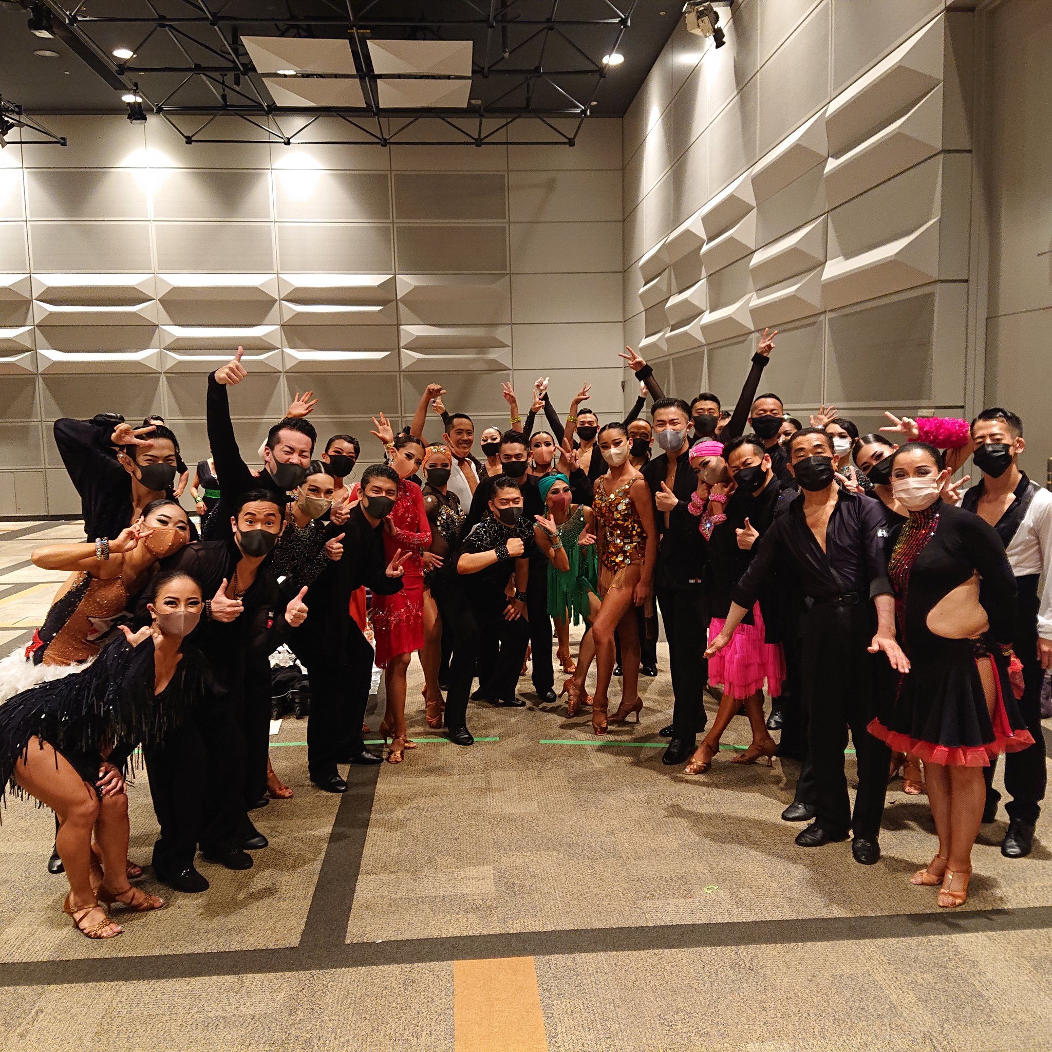 EJBDF広報部 on Twitter: "東部日本ダンス選手権アマチュアラテンアメリカン部門 予選前に気合い入れてます‼️ #EJBDF #東部日本ダンス https://t.co ...