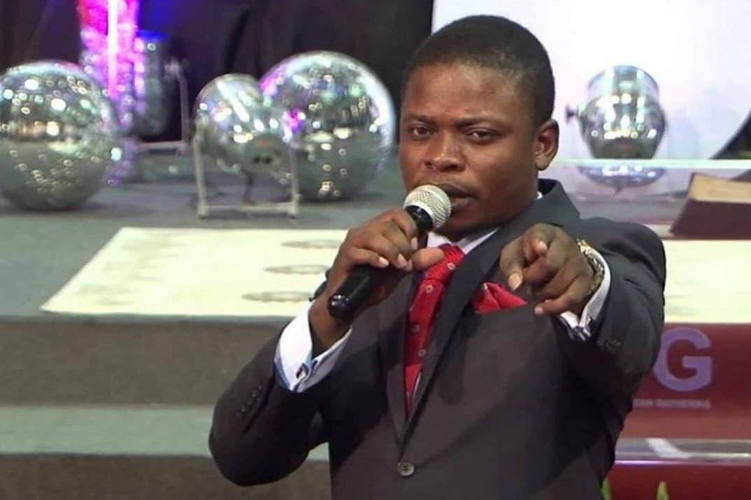 OVO On Twitter I m Not A Pastor Neither Am I A Prophet But The Person Reading This Doesn t ovo-on-twitter-i-m-not-a-pastor-neither-am-i-a-prophet-but-the-person-reading-this-doesn-t