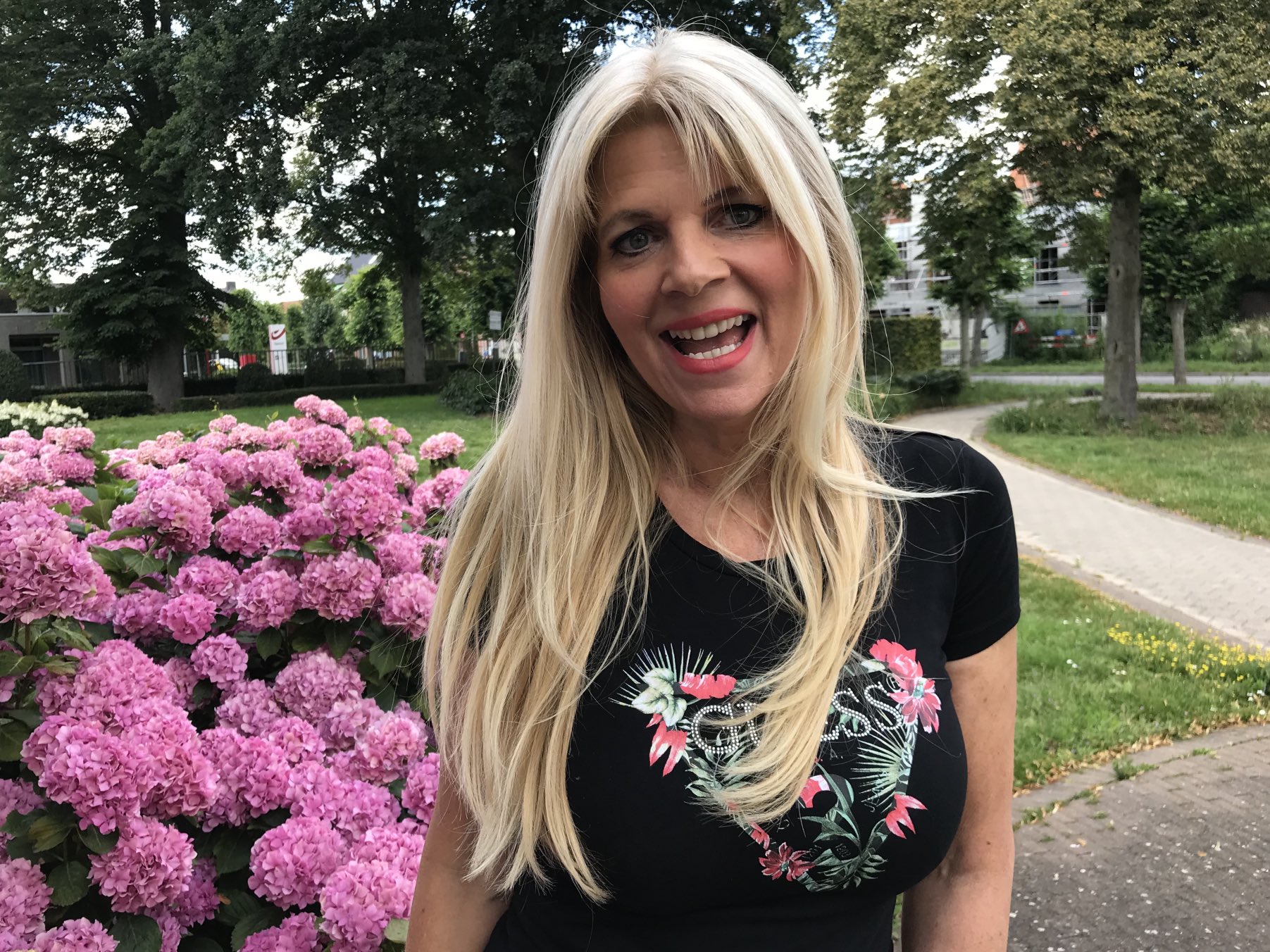 Tw Pornstars Kim Holland Twitter Ik Blijf Positief Want Wij | My XXX ... Tw Pornstars Kim Holland Twitter Ik Blijf Positief Want Wij | My XXX ...