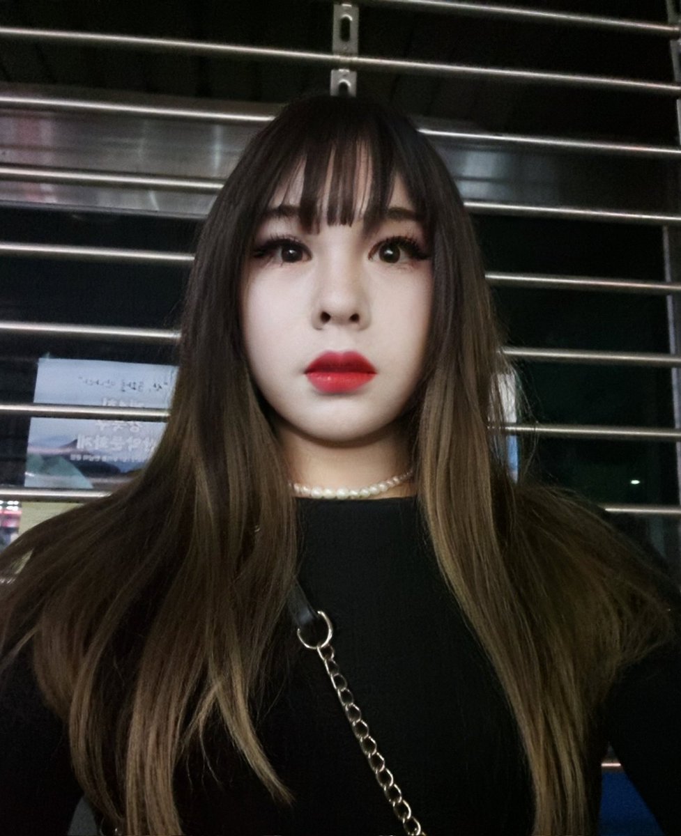 과감하게 얼굴 공개 할께염~^^;; ㅎ 부끄러워라~ Jiyun Hong @jiyunhong4