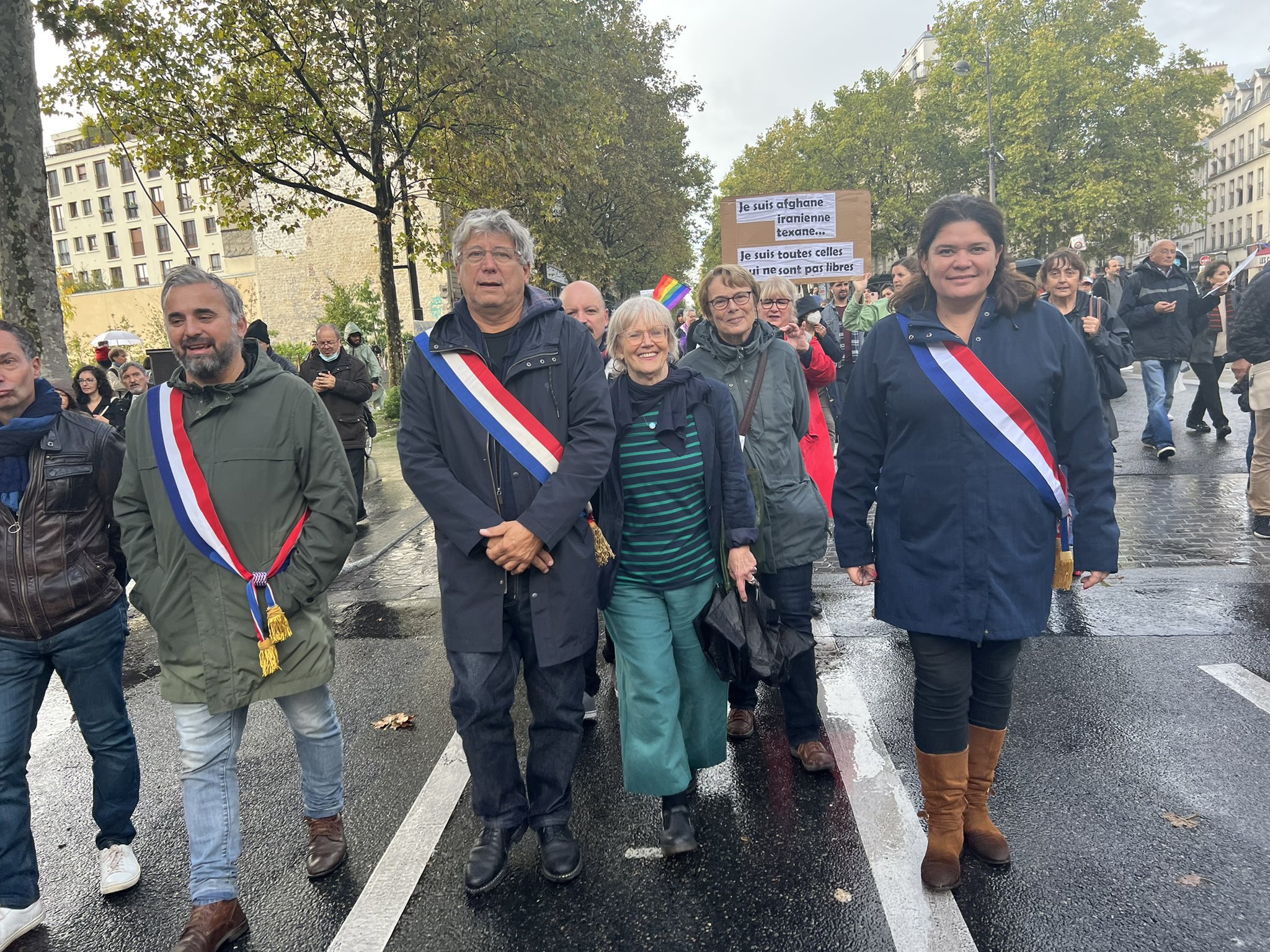 Eric Coquerel on Twitter: "🇮🇷À Paris, nous étions des milliers à manifester en soutien à la ...