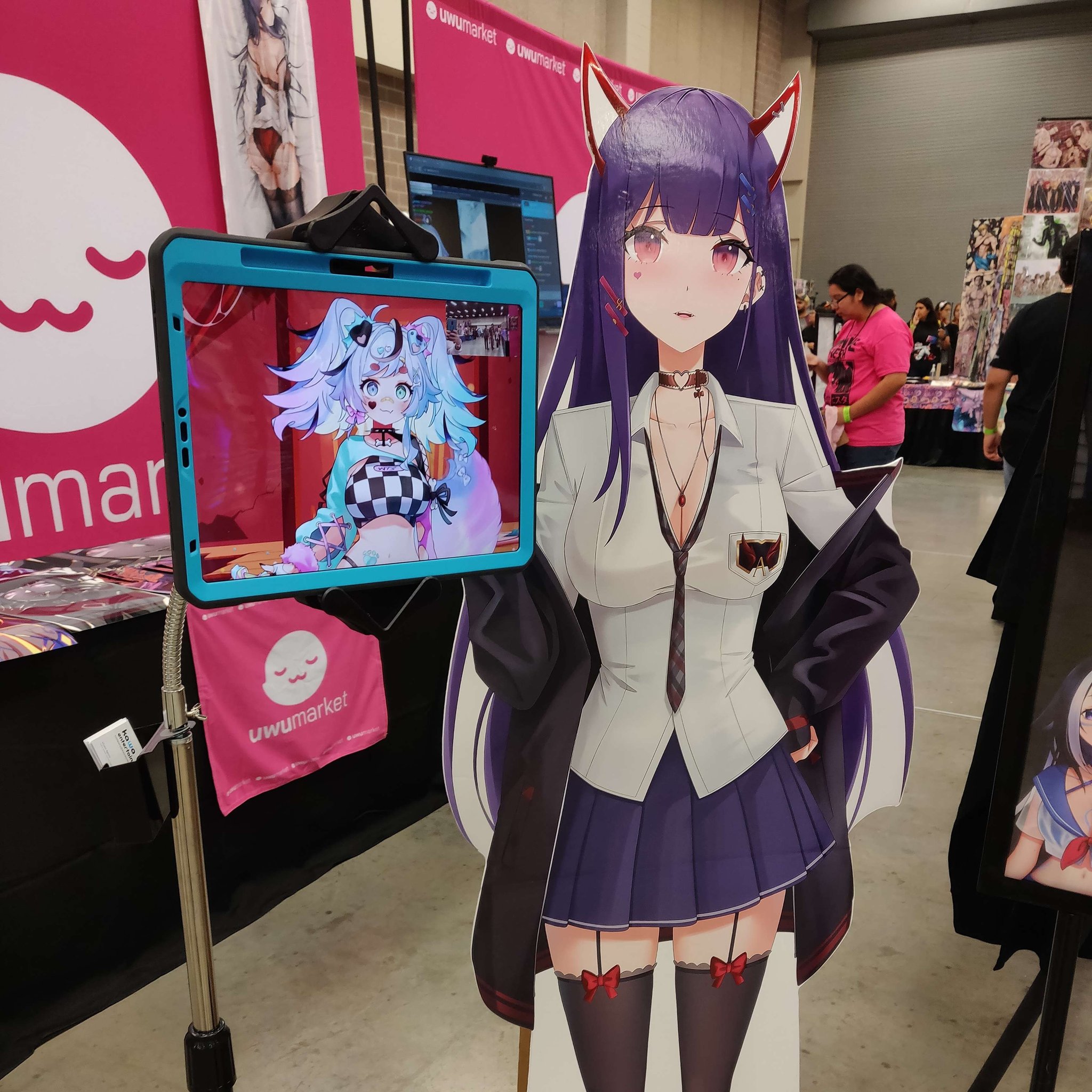 Kawa Entertainment 「VTuber Agency」 on Twitter: "Makin our rounds~ Huni got to say hi to Numi at ...