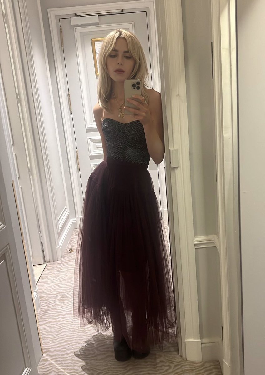 Keeks 🎃Celebpostings👻 @celebpostings